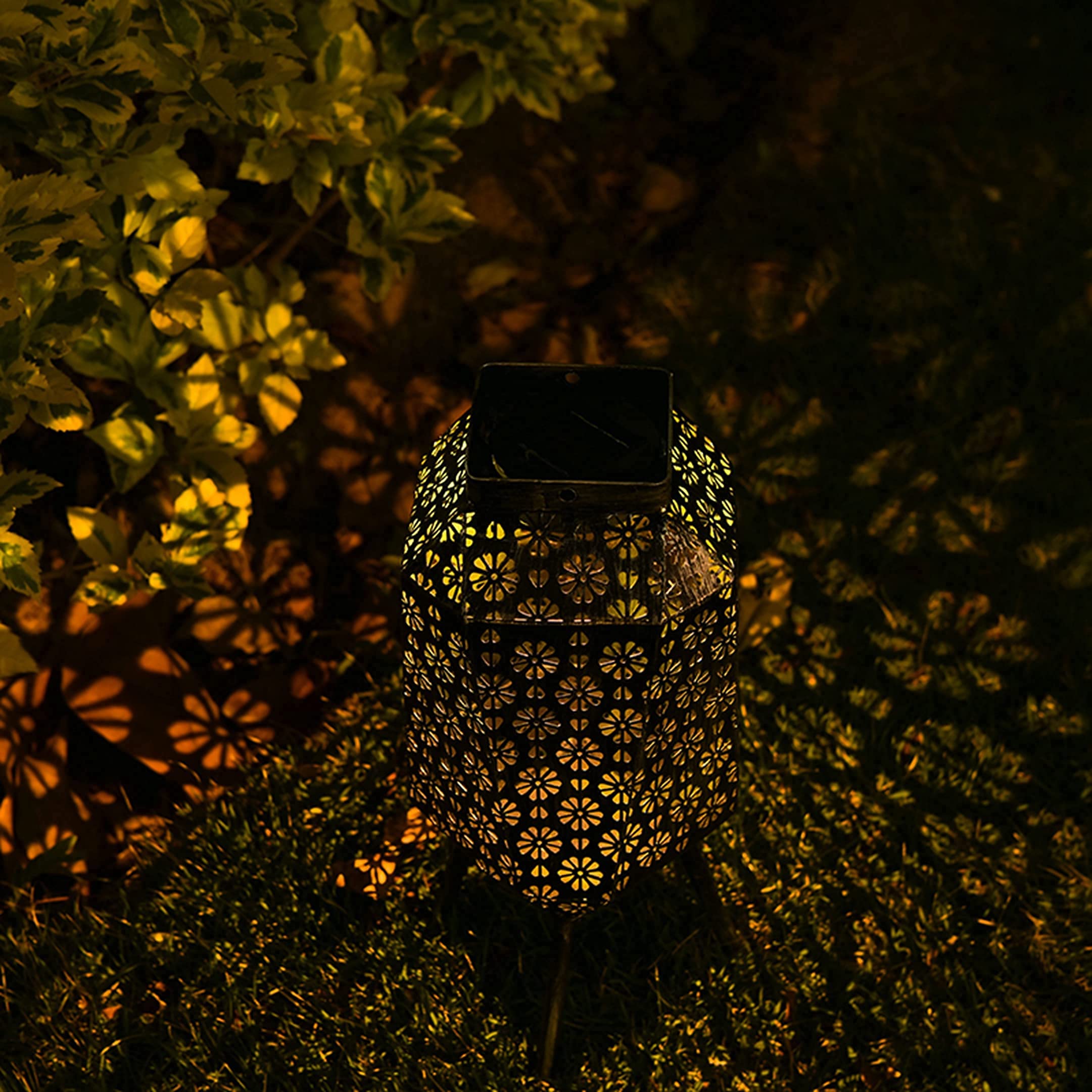 MicDecor 2 PackWrought Iron Solar Palace Lanterns in The Garden, Solar Lights in The Lakeside (Silver)