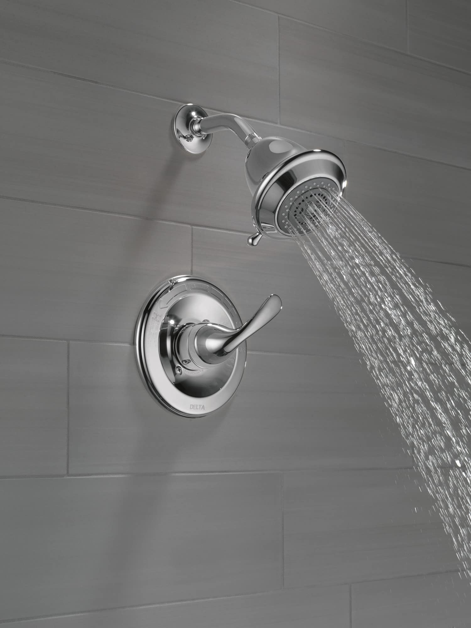 Delta Faucet Classic 13 Series Shower Faucet Set with 3-Spray Shower Head, Shower Handle, Chrome Shower Faucet, Delta Shower Trim Kit, Chrome T13220-SHC