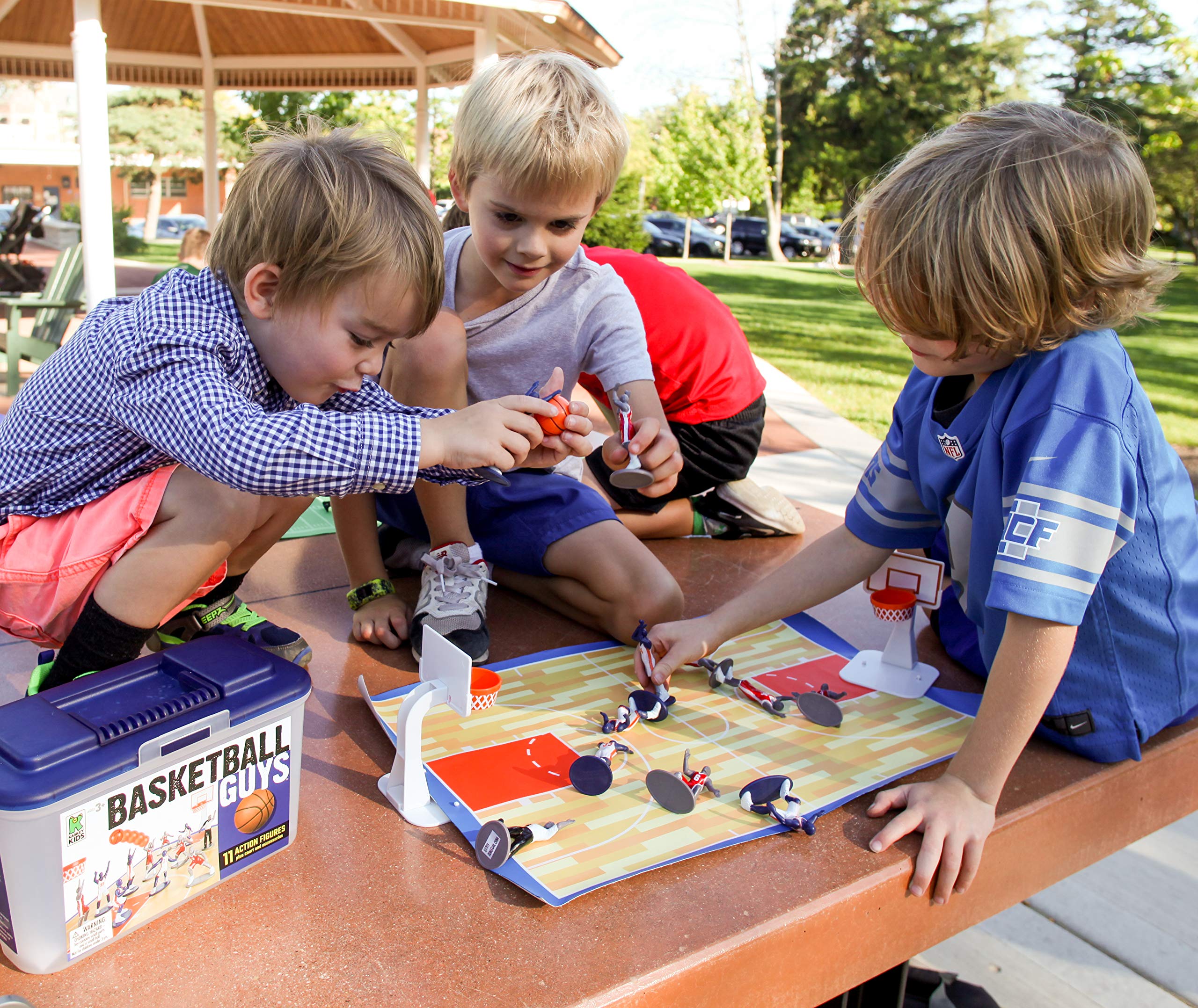Kaskey Kids Basketball Guys - Red/Blue Inspires Kids Imaginations with Endless Hours of Creative, Open-Ended Play β Includes 2 Teams & Accessories β 21 Pieces in Every Set!