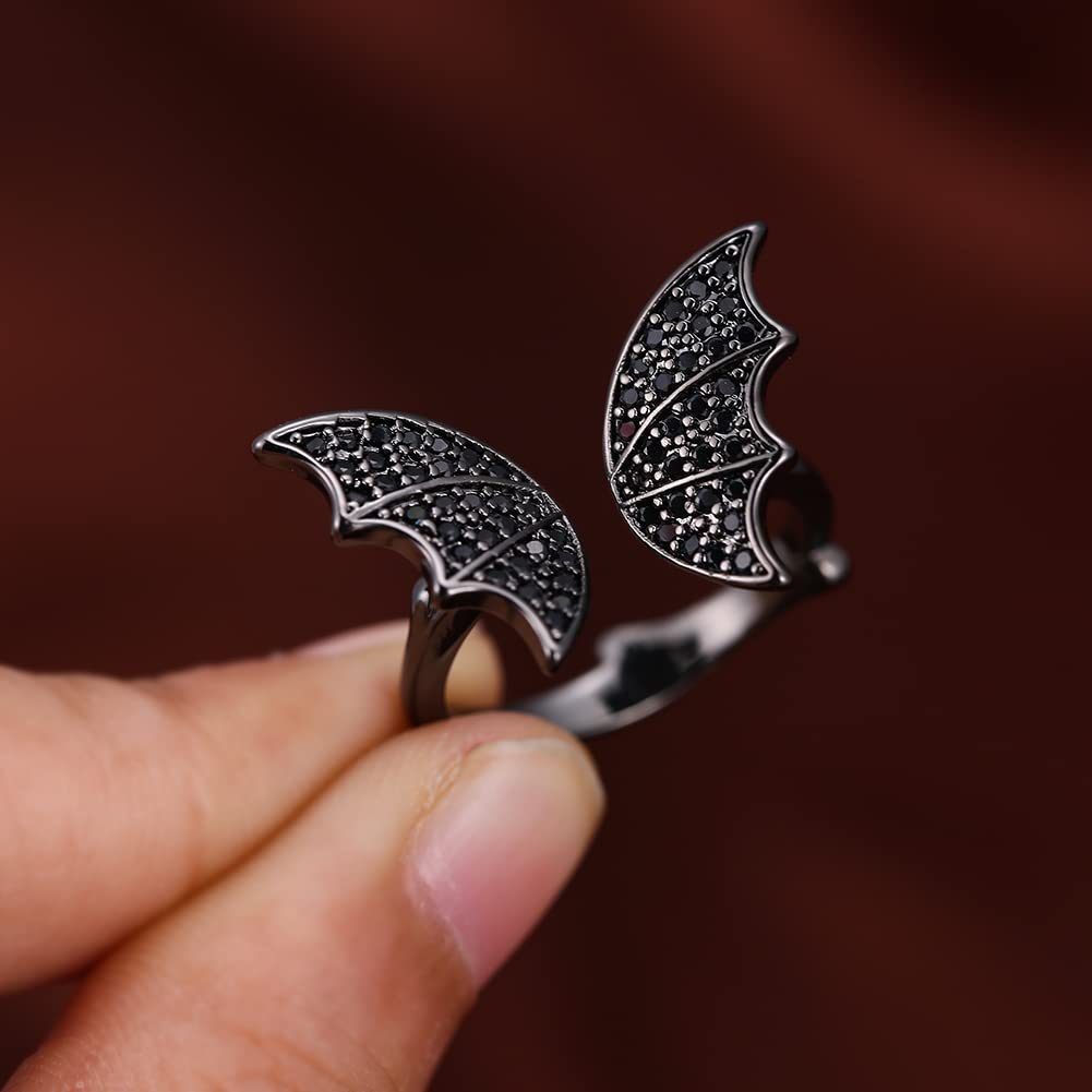 Black Bat Ring Gothic Black Stone Rings for Women Goth Adjustable Halloween Black Gold Jewelry Gifts (Black)