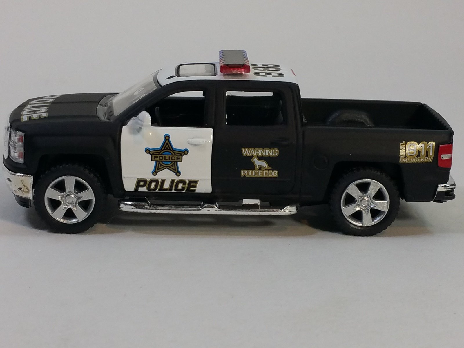 KiNSMART 2014 Chevrolet Silverado LTZ Crew Cab 4x4 1:46 Scale 5 Inch Diecast Metal Model Pick-up Interceptor Truck Police K9 Unit