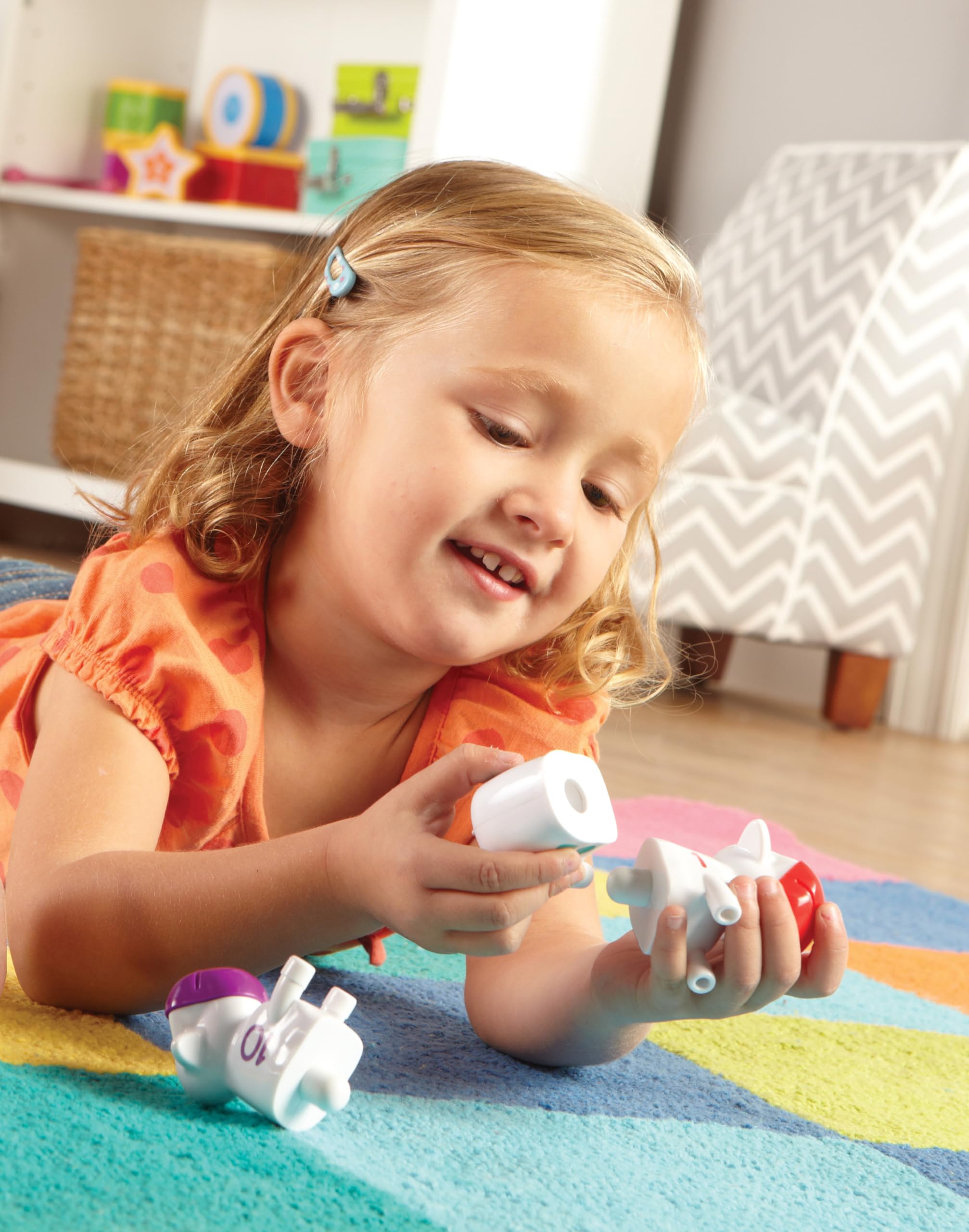 Learning Resources Snap-n-Learn Counting Cows Toy Set,Develops Color Recognition, Counting & Sorting Set, Farm Animals, 20 Pieces, Ages 18+ months