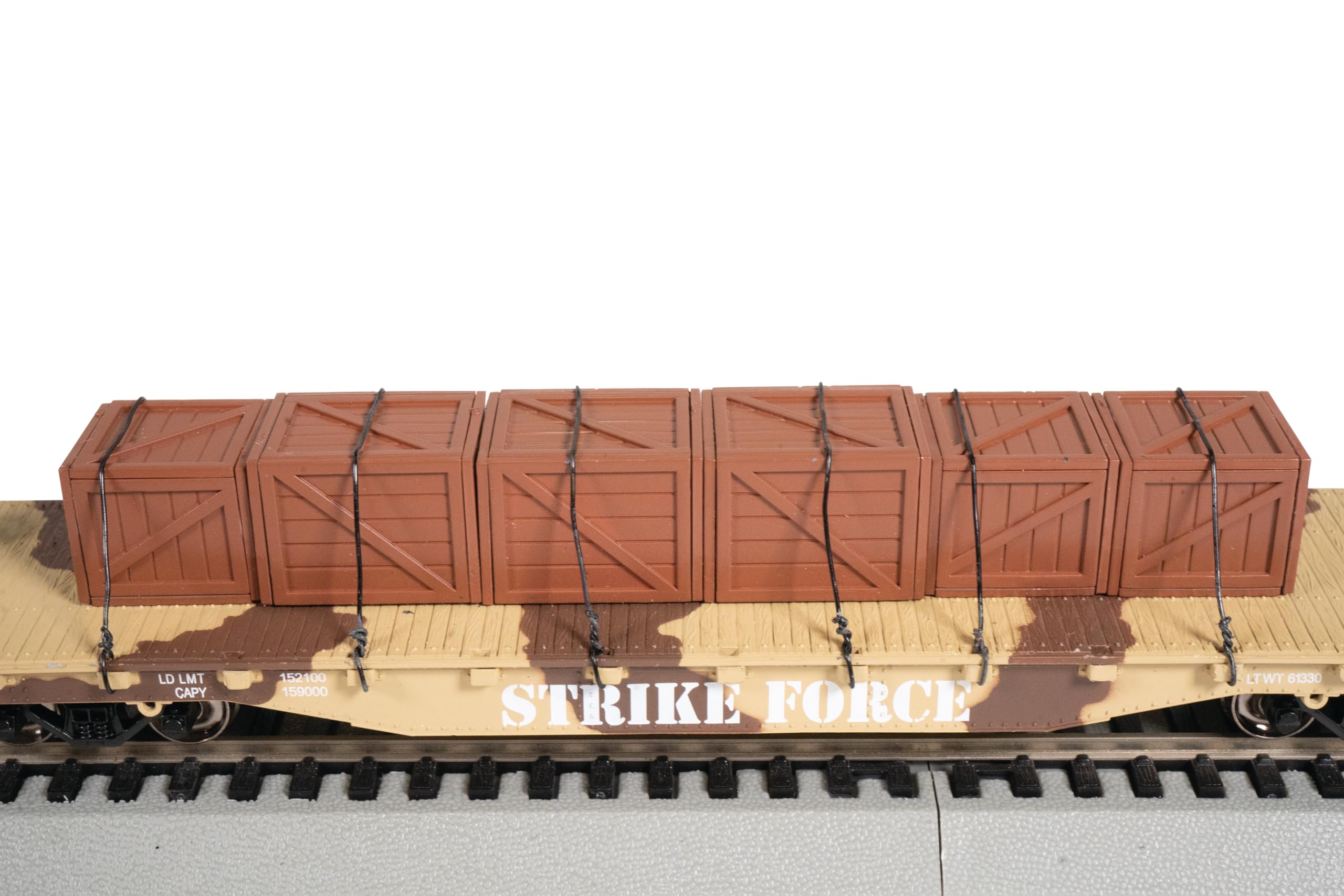 Bachmann Trains - 52’ Center Depressed Flat CAR - Desert Camouflage with CRATES - HO Scale
