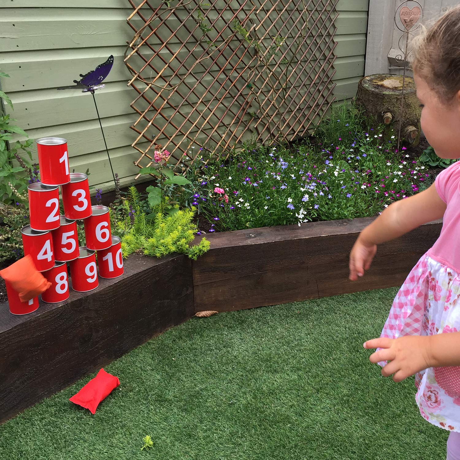 Garden Games Tin Can Alley - 10 Real Metal Tin Cans with Safe, Soft Throwing Bags