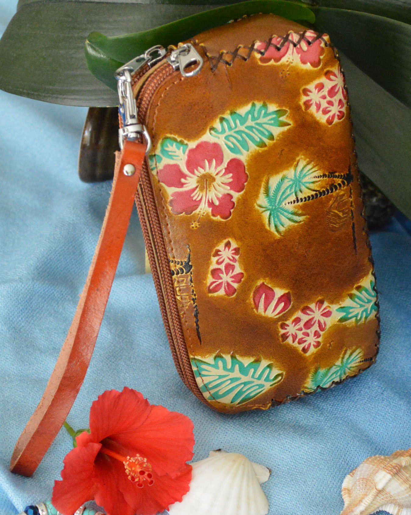 Leather Purse/wallet,two Zipper for Two Separate Rooms, Lovely Hawaii Scenery (Brown)