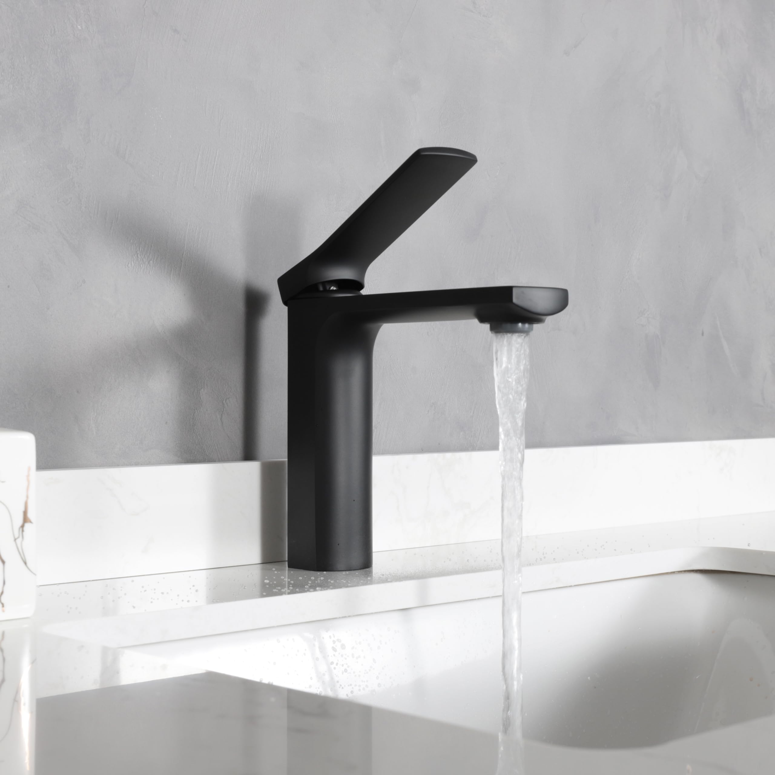 Galim Bathroom Faucets, Single Hole Sink Faucets for Bath & Kitchen, Heavy-Duty Single Handle Water Faucet, Brass Cartridge, Modern Top Mounted Design, Suitable for Hot and Cold Water, Matte Black