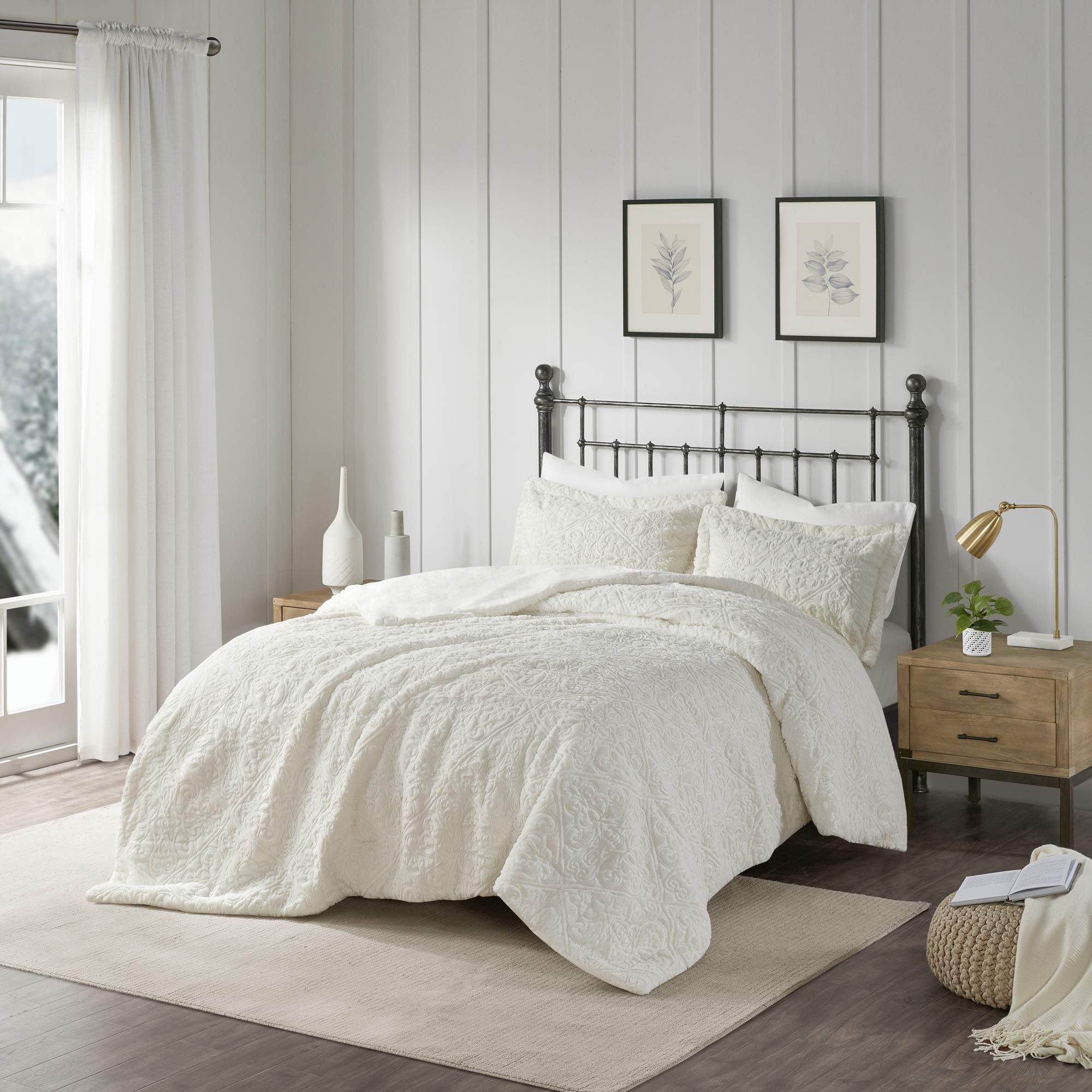 Madison Park Bismarck Full/Queen Size Bed Comforter Set - Ivory, Embroidered Medallion – 3 Pieces Bedding Sets – Faux Fur Plush Bedroom Comforters (MP10-2000)