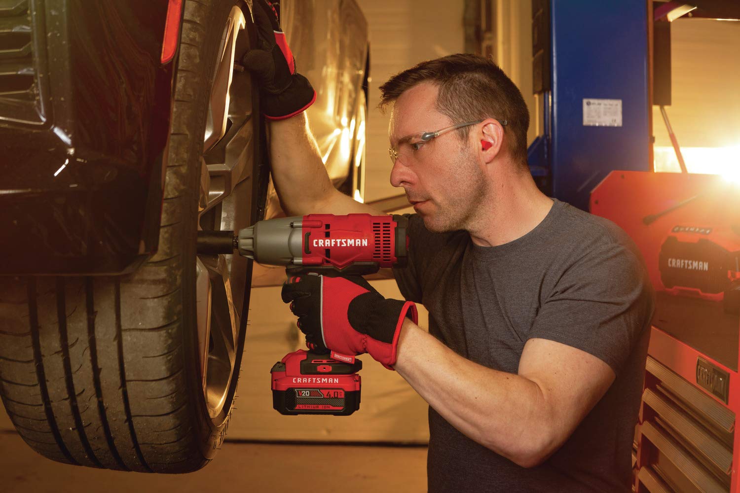 CRAFTSMAN V20 RP Cordless Impact Wrench Kit, 1/2 inch, Battery and Charger Included (CMCF900M1)