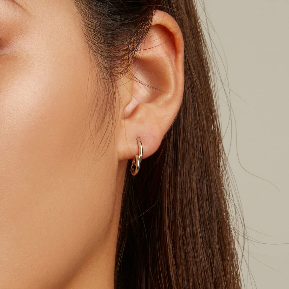 BISAER Love Heart Earrings for Women 925 Sterling Silver Pull Through Hoop Earrings Heart Shape Small Hoops Earrings