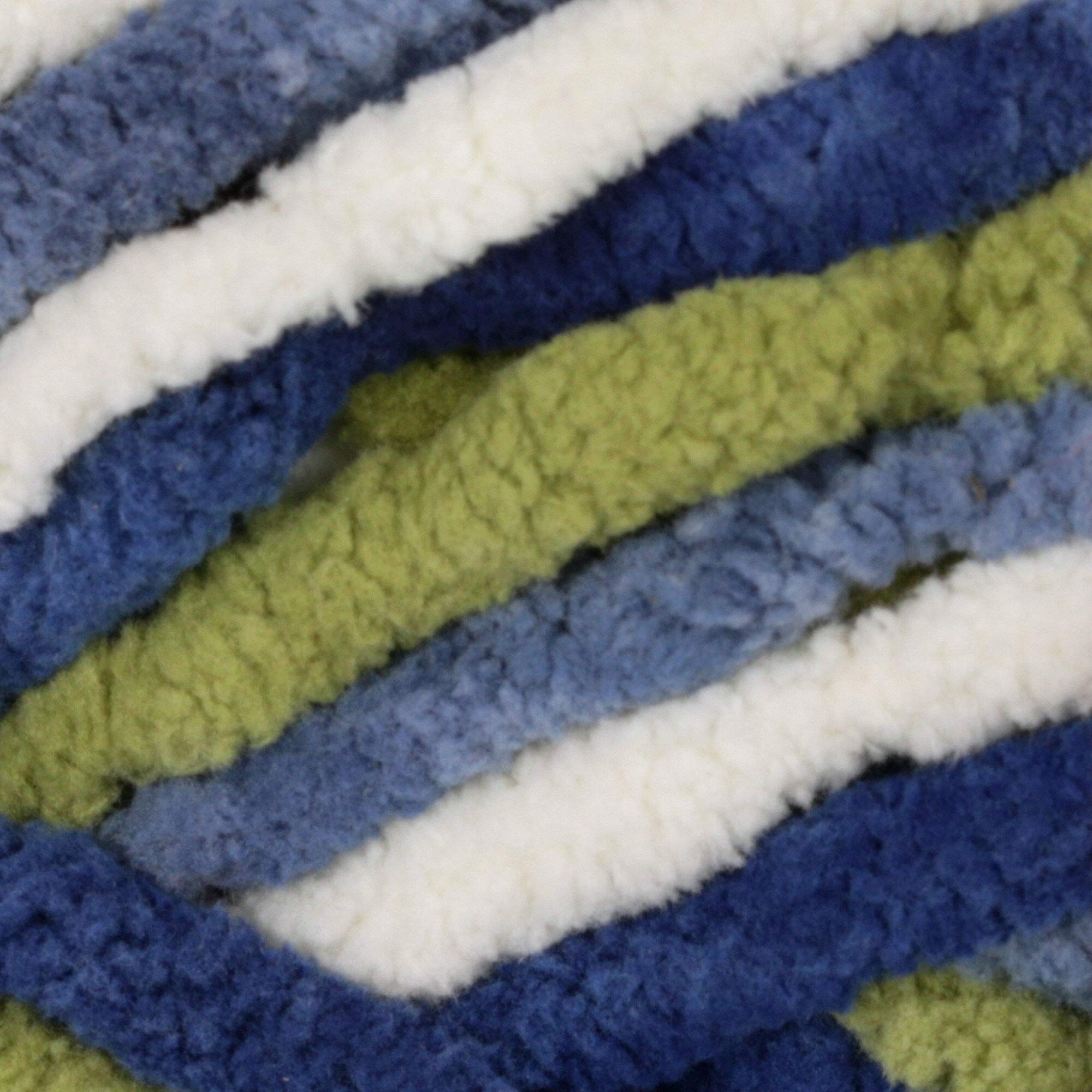 Bernat Blanket Yarn - Big Ball (10.5 oz) - 4 Pack with Pattern Cards in Color (Oceanside)