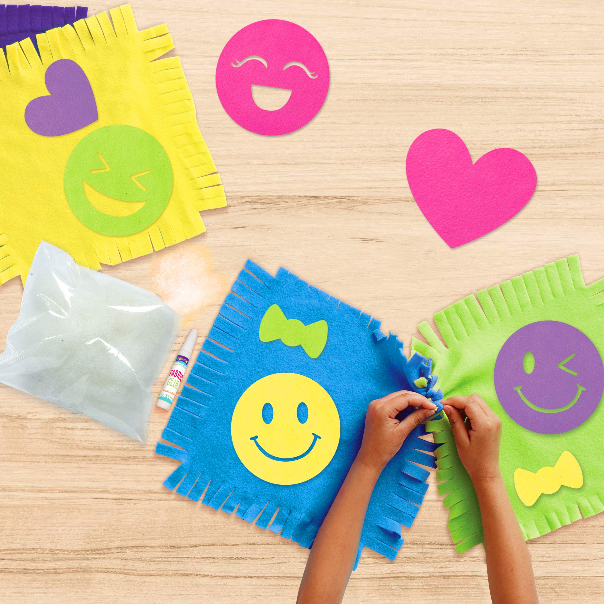 Made By Me Easy to Knot Jumbo Emoticon Pillow by Horizon Group USA, No Sewing, No Cutting, 20 in.x 20 in. Fleece Pillow, Pre-Cut Squares & Felt Decals, Fiber Fill, Assorted (73041F)
