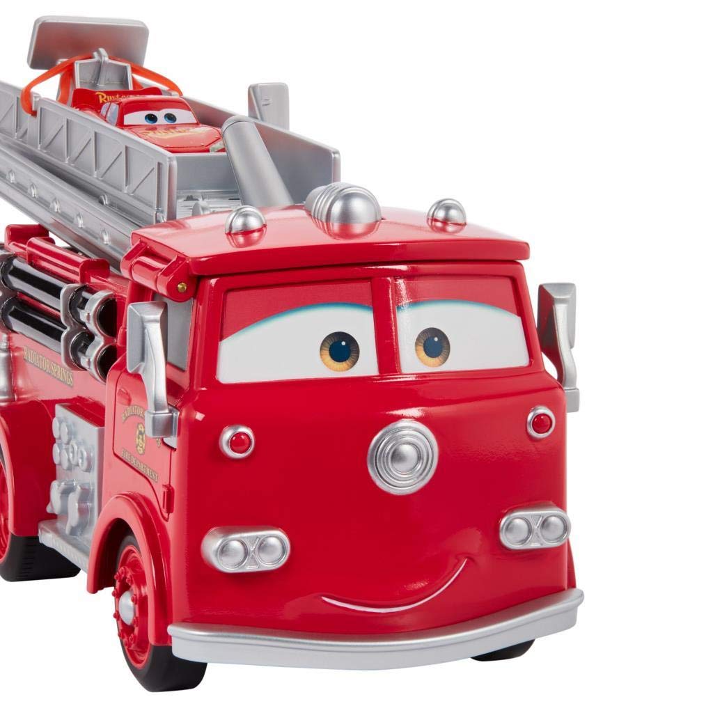 Mattel Disney and Pixar Cars Stunt & Splash Red Fire Truck with Color-Change Lightning McQueen Toy Car, Working Hose, Dunk Tank & More