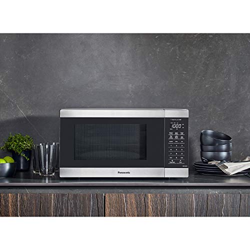 Panasonic NN-SU66LS 1100W with Genius Sensor Cook and Auto Defrost Countertop Microwave Oven, 1.3 cu ft, Stainless Steel
