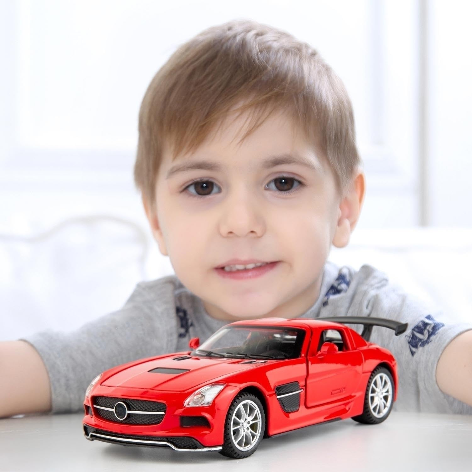 BDTCTK for 1:32 SLS AMG Model Car, Diecast Zinc Alloy Pull Back Toy Car with Sound and Light for Kids Boy Girl Black