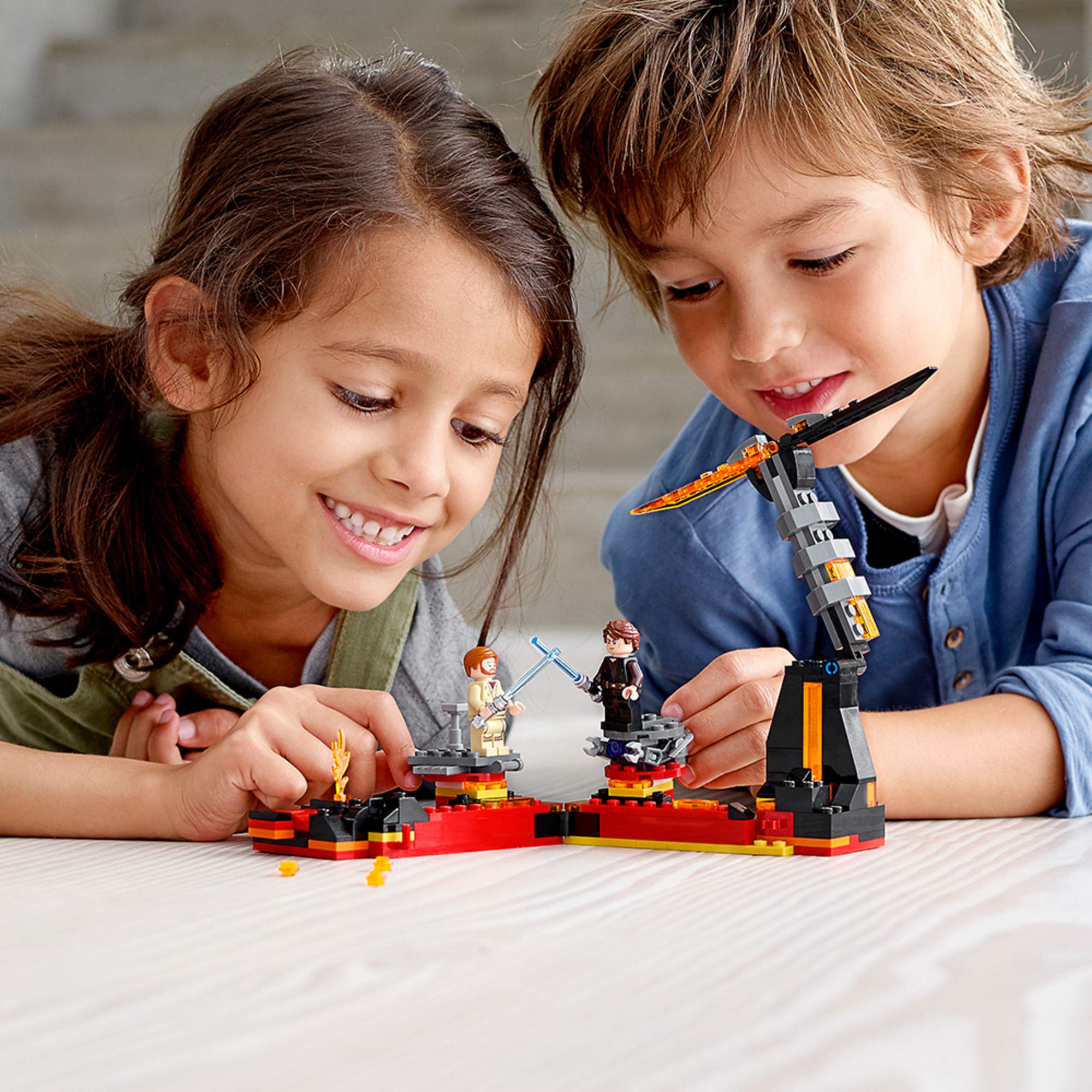 LEGO Star Wars: Revenge of The Sith Duel on Mustafar 75269 Anakin Skywalker vs. OBI-Wan Kenobi Building Kit (208 Pieces)