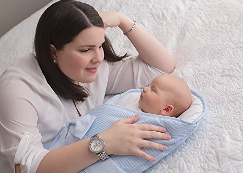 BundleBee Baby Wrap – Swaddle – Baby Blanket – Summer or Winter - Feather Light - Neck and Back Support – Hypoallergenic – Beautiful Packaging – Newborns 0-4 Months - Grey Polka Dot