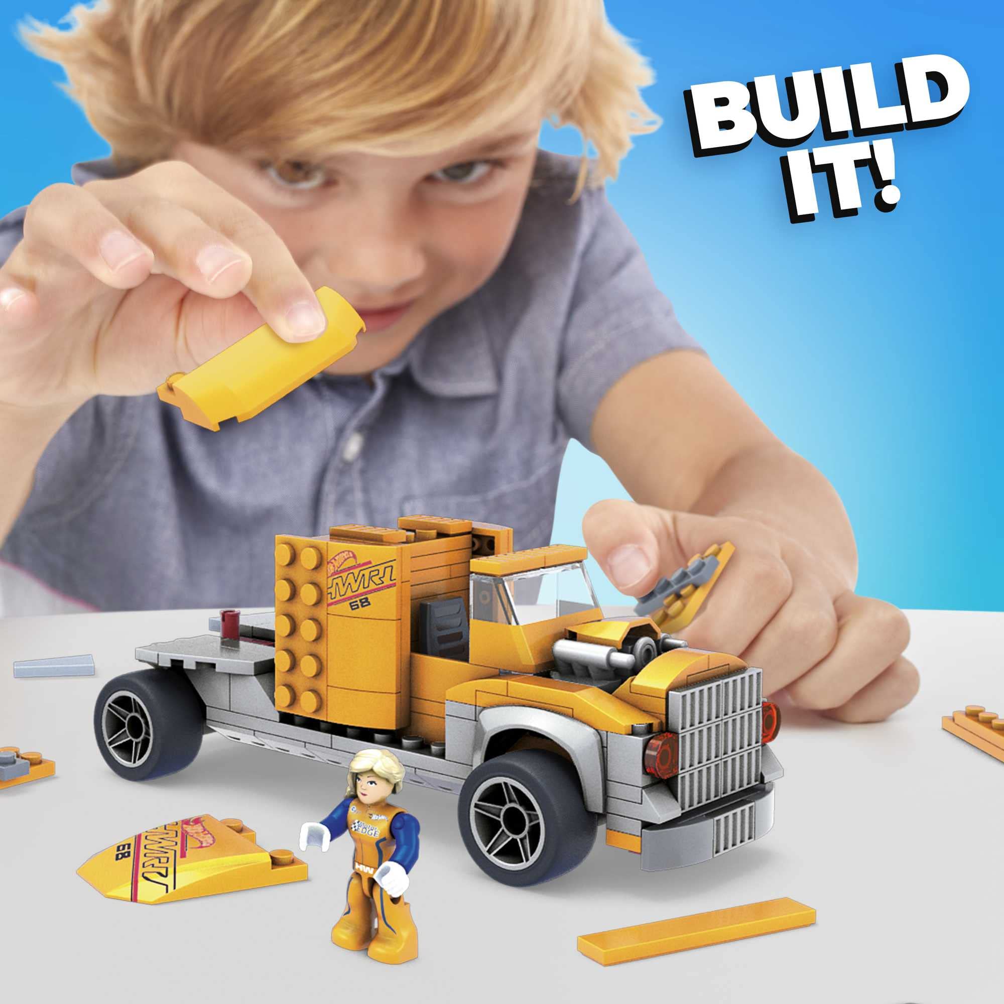 MEGA Hot Wheels Muscle Bound Building Set with 355 Pieces, Authentic Details, Features and Easter Eggs, Colector Gift Set for Adult Builders