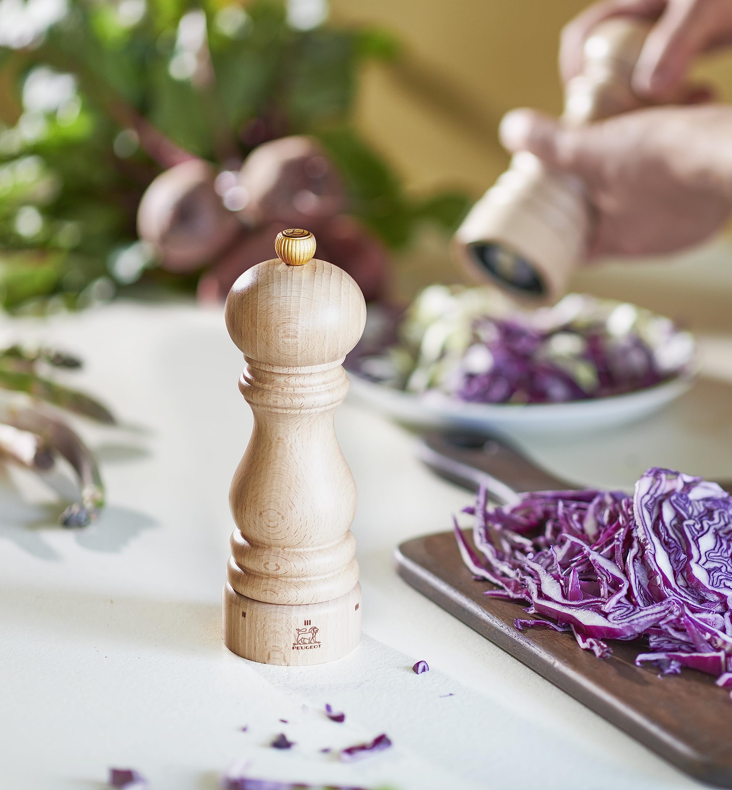 Peugeot - Paris u'Select Manual Pepper Mill - Adjustable Grinder - Beechwood, Natural