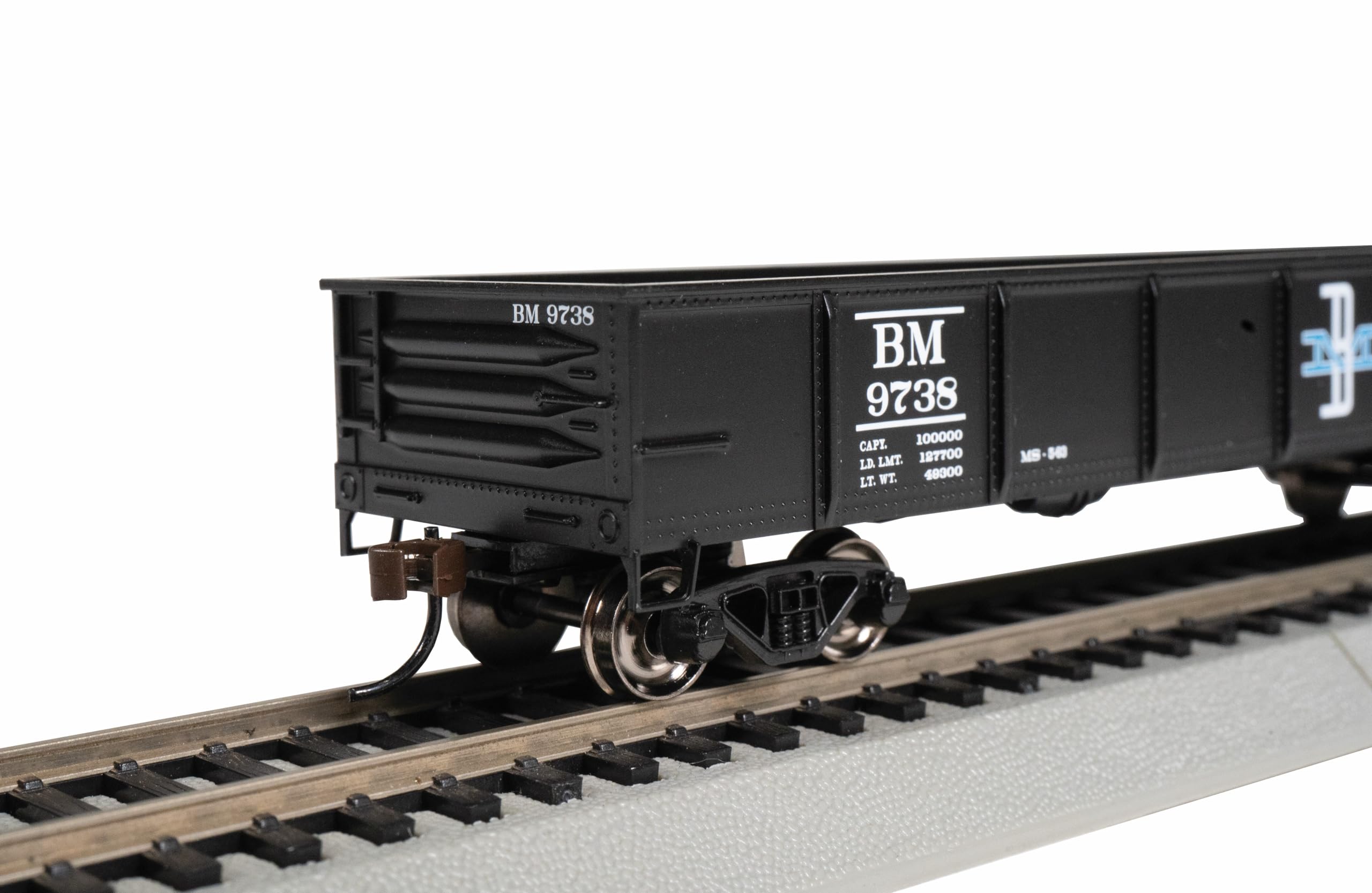 Bachmann Trains - 40' Gondola - Boston & Maine #9738 - HO Scale