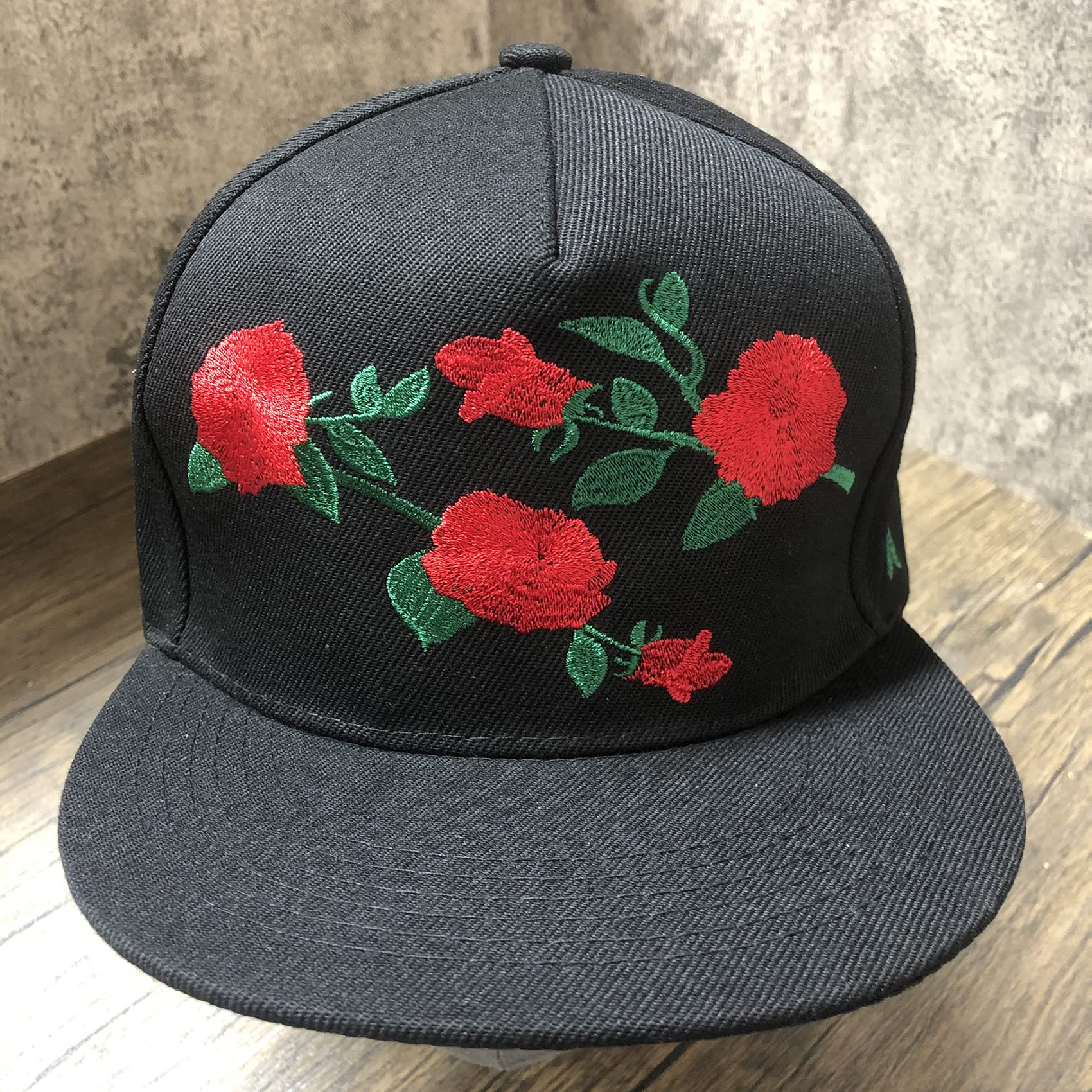 AyCaiu Outdoor Sports Snapback Hat with Embroidery Rose, Flat Bill Baseball Cap for Men & Women (Black)