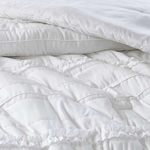 Madison Park Celeste Comforter Set-Textured Luxury Design All Season Down Alternative Bedding, Matching Sham, Decorative Pillows, Queen(90"x90"), White 5 Piece