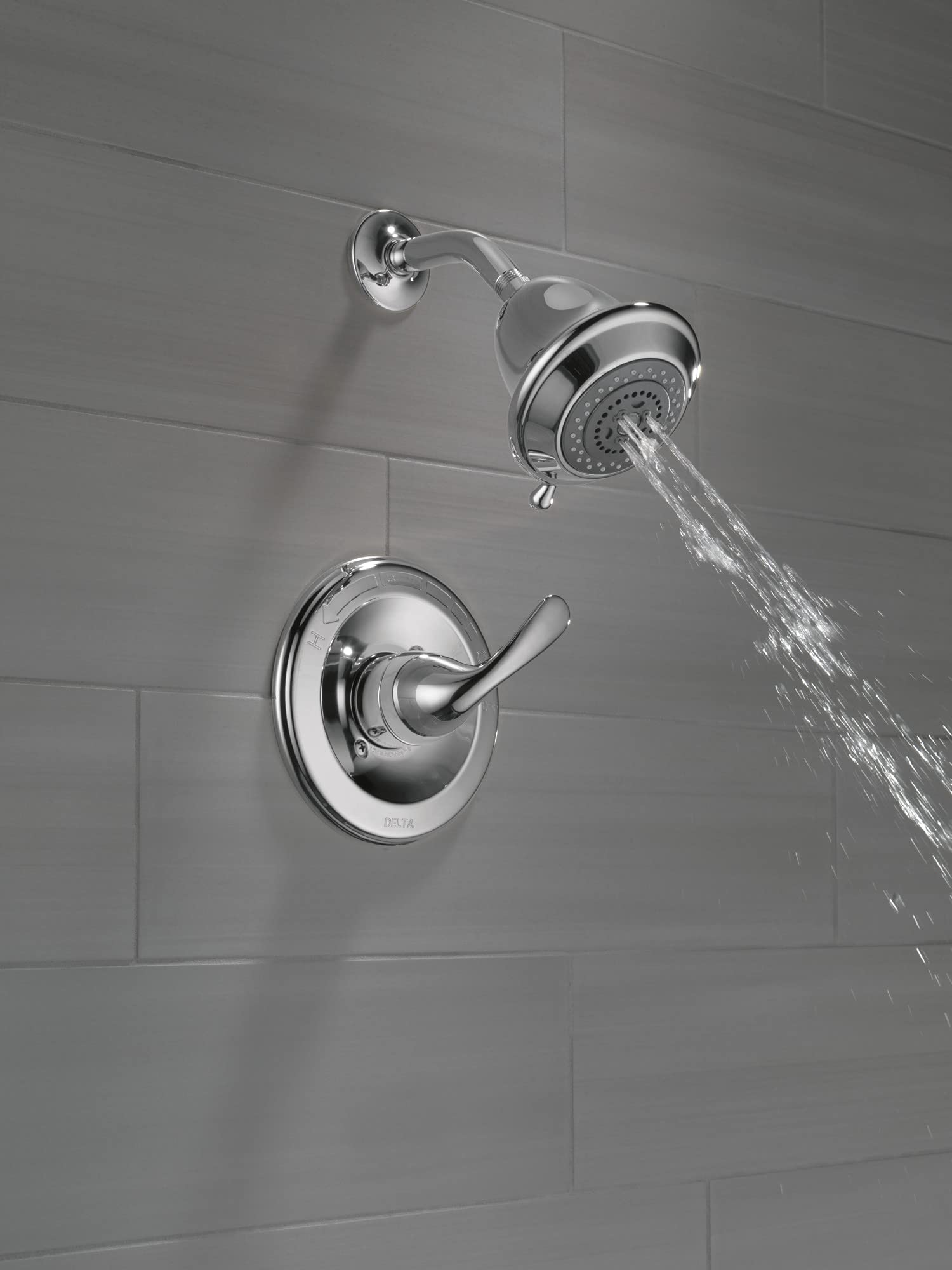 Delta Faucet Classic 13 Series Shower Faucet Set with 3-Spray Shower Head, Shower Handle, Chrome Shower Faucet, Delta Shower Trim Kit, Chrome T13220-SHC