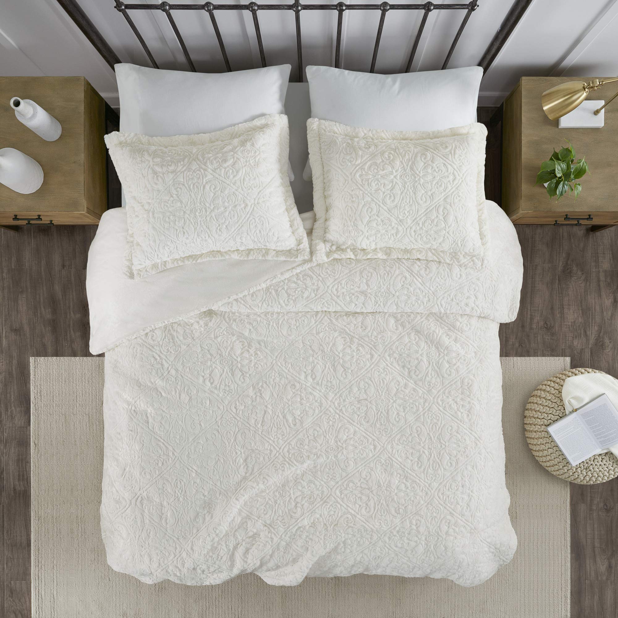 Madison Park Bismarck Full/Queen Size Bed Comforter Set - Ivory, Embroidered Medallion – 3 Pieces Bedding Sets – Faux Fur Plush Bedroom Comforters (MP10-2000)