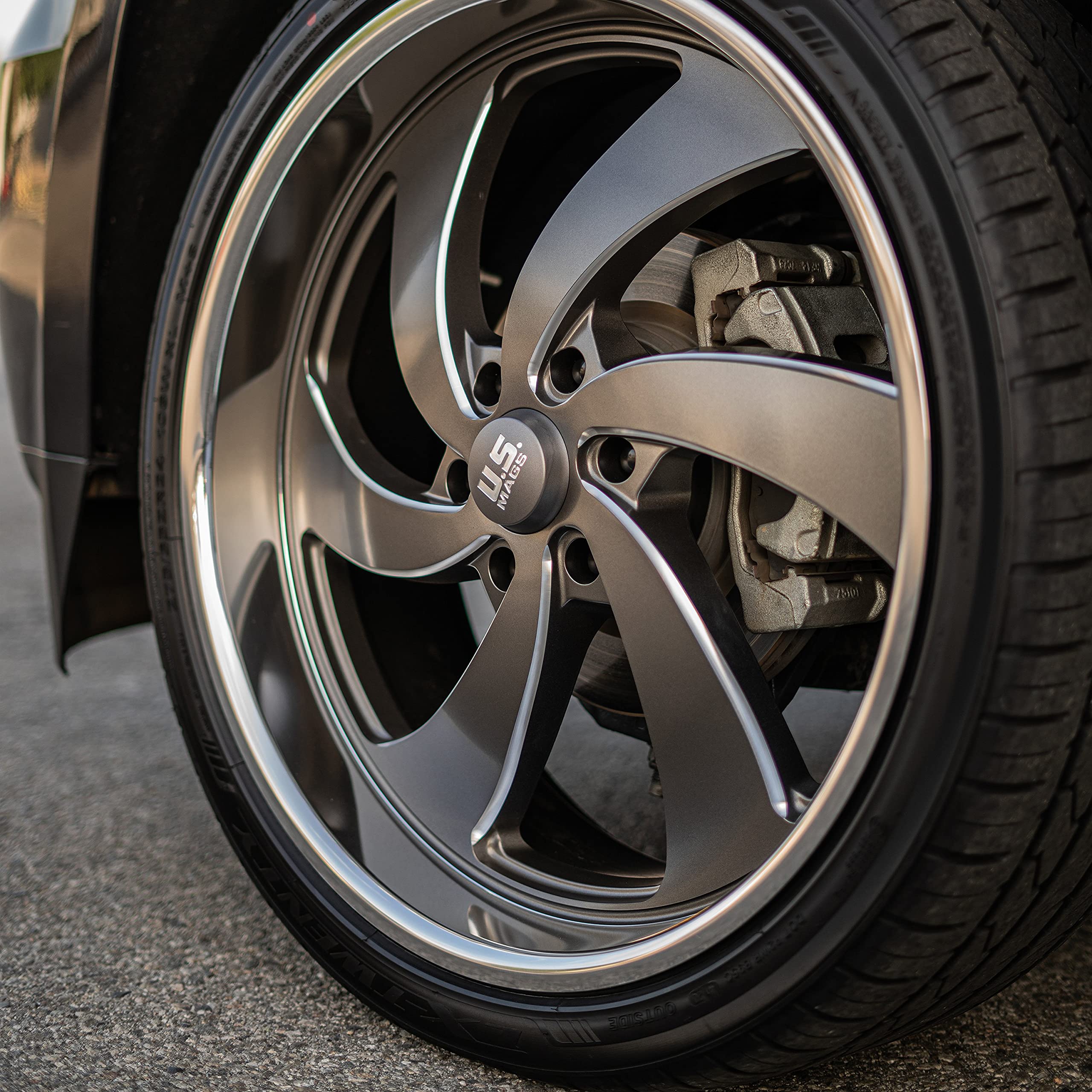 US Mags U133 DESPERADO Anthracite Milled Diamond Cut Milled Finish Wheel with Aluminum (24 x 9. inches /5 x 127 mm, 1 mm Offset)
