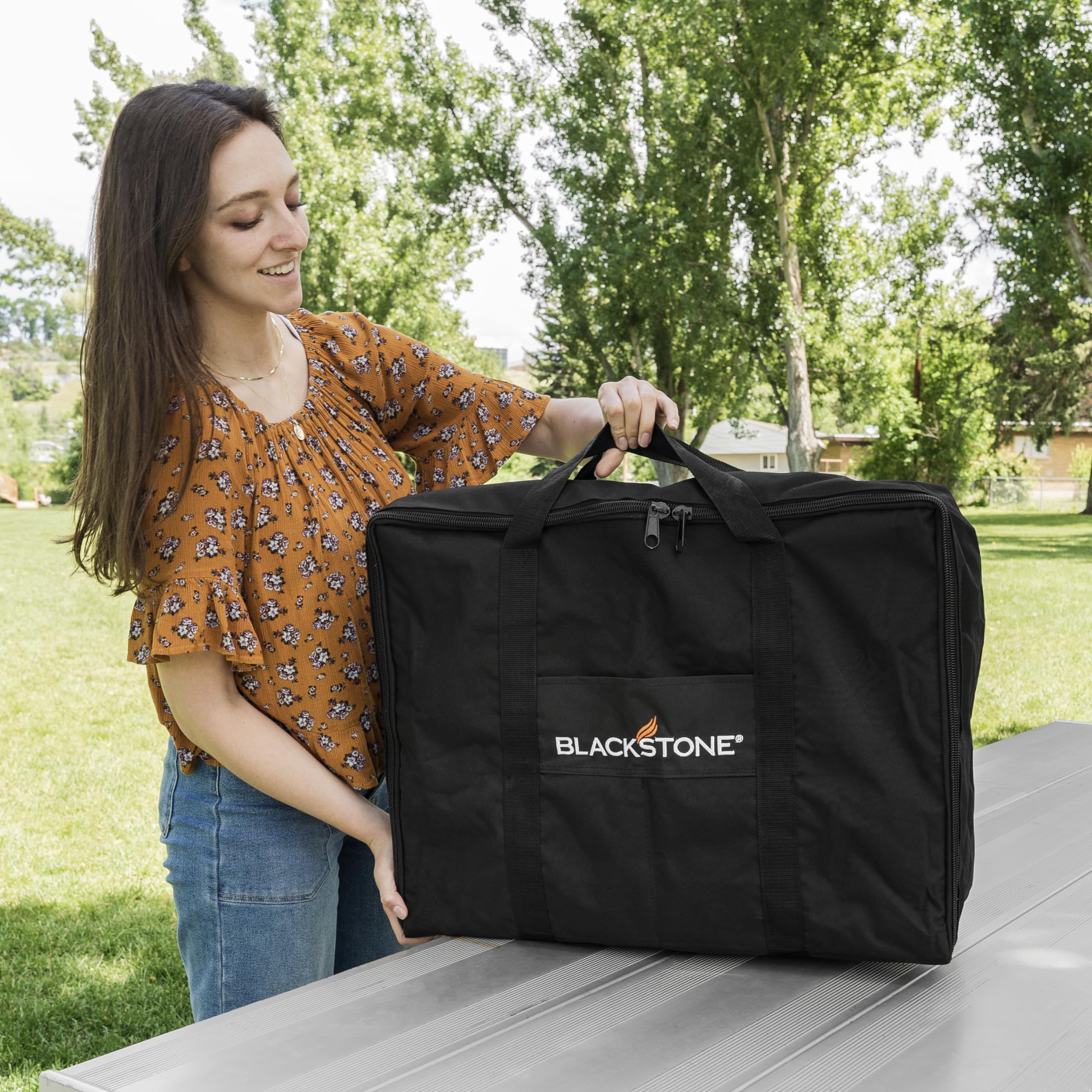 Blackstone Tabletop Griddle Cover & Carry Bag, 1722, Portable BBQ Grill Griddle Carry Bag & Cover for Travel - 600D Heavy Duty Weather Resistant Accessories, Black, 22 inch
