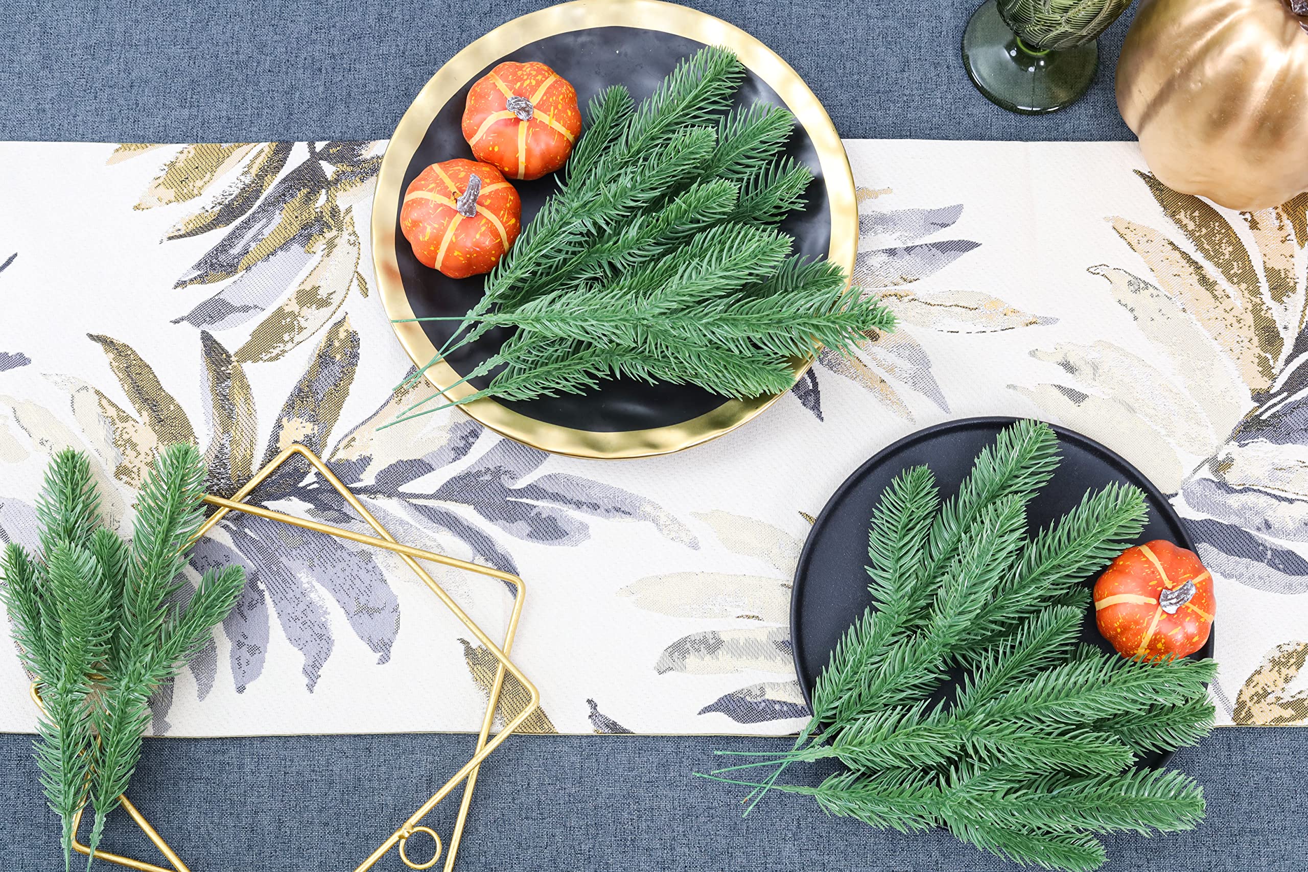 Meiliy 35pcs Artificial Greenery Xmas Pine Picks Pine Leaves Pine Twigs for Crafts Indoor and Outdoor Christmas Holiday Home Garden Decor
