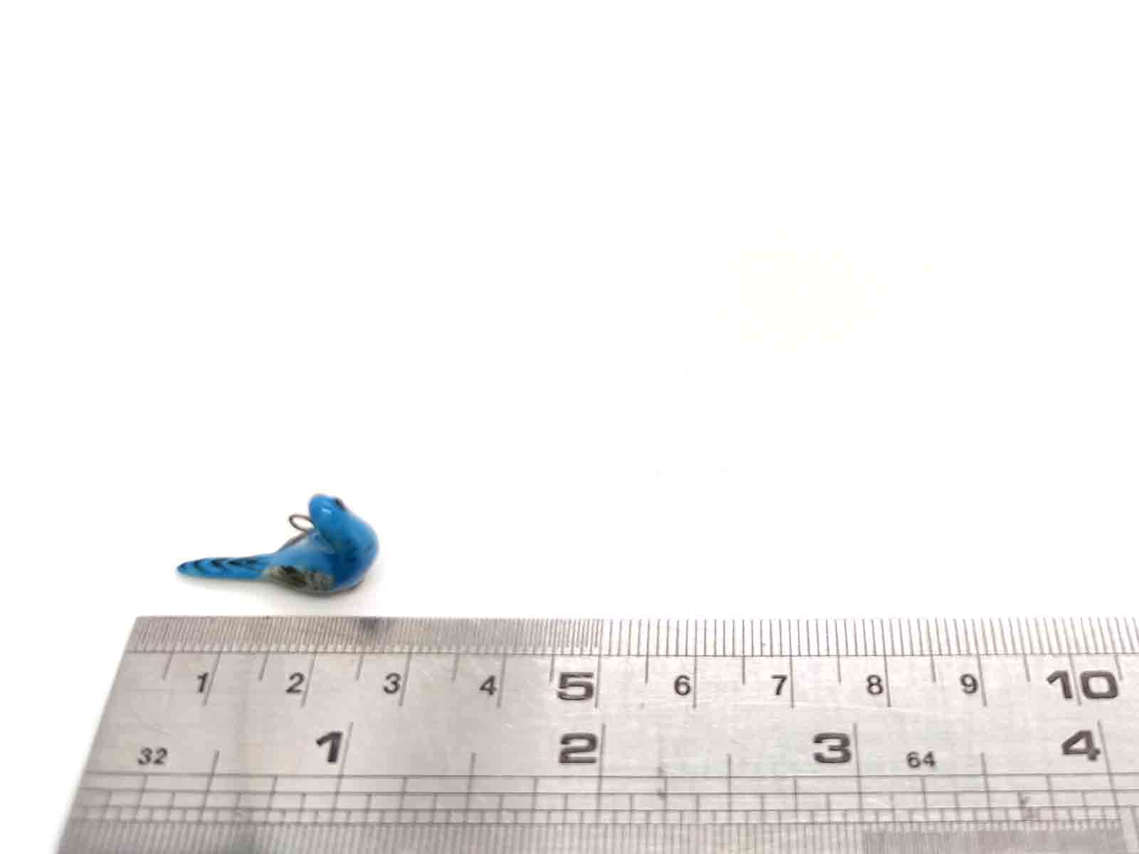SSJSHOP Macaw Bird Micro Tiny Dollhouse Figurines Ceramic Hand Painted Animals Collectible Small Gift Home Garden Decor (Blue Pendent)
