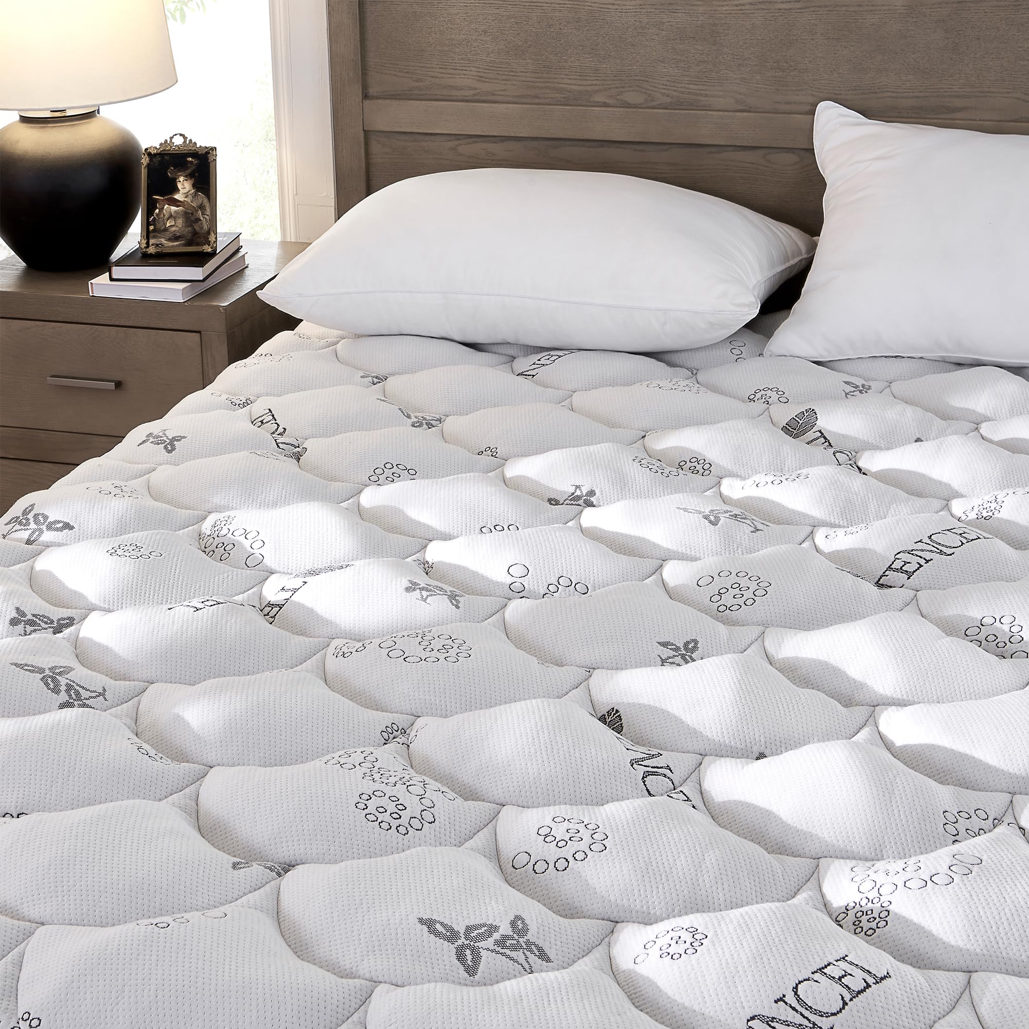 Softhour Padded Topper King Size 40% Tencel Blend Rayon from Bamboo and Cotton Filled Mattress Cover, Thick, Luxurious and Comfort Mattress Pad, Deep Pocket for 21" Mattress