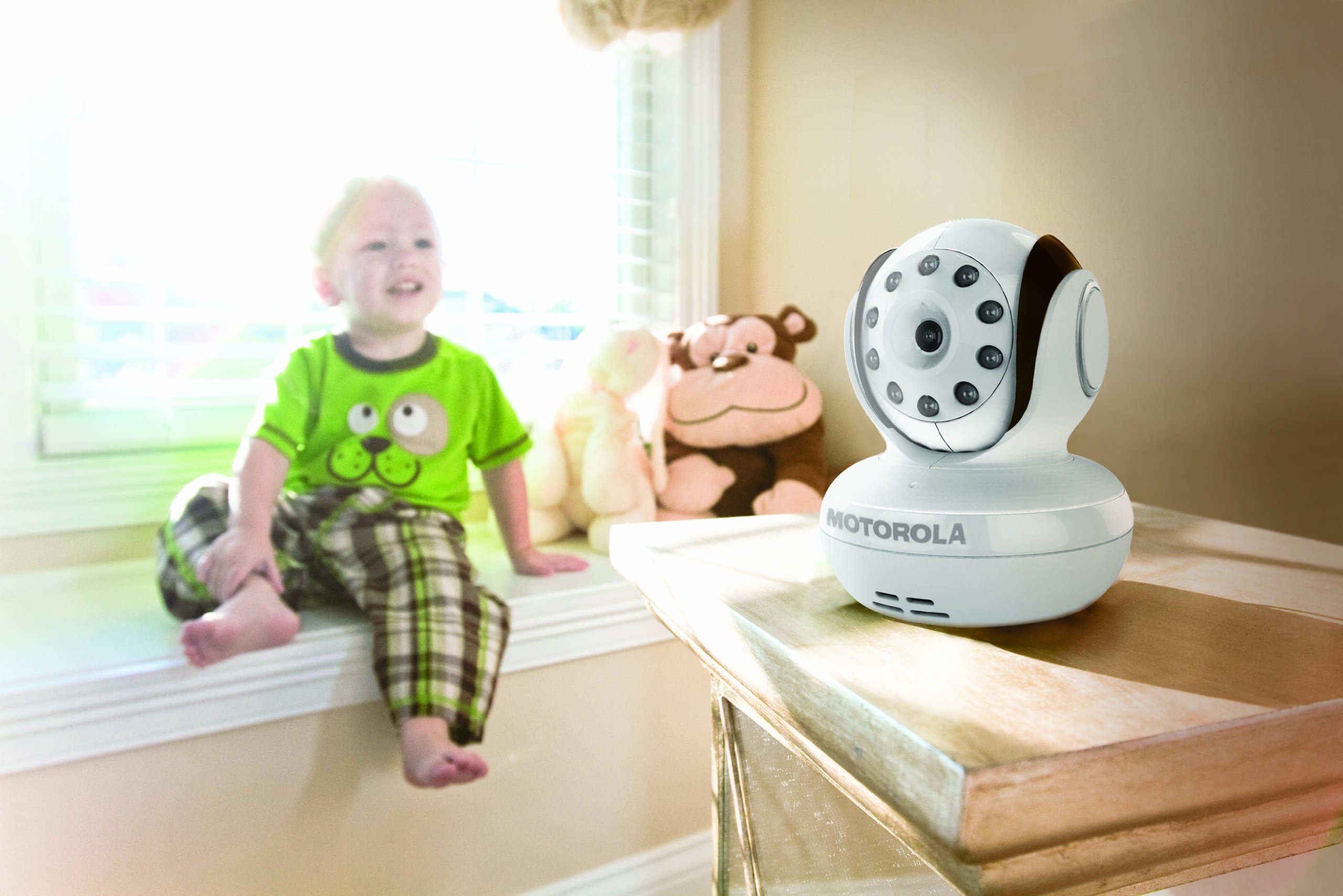 Motorola MBP33 Wireless Video Baby Monitor with Infrared Night Vision and Zoom
