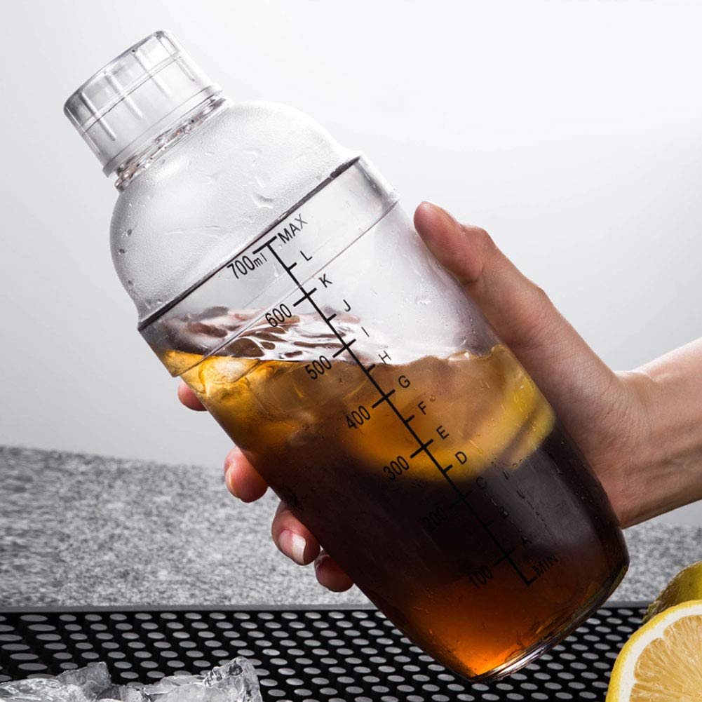 Cocktail Shaker, Plastic Drink Mixer Ice Tea Shaker Bottle Cup with Scales for Bar(700ml)