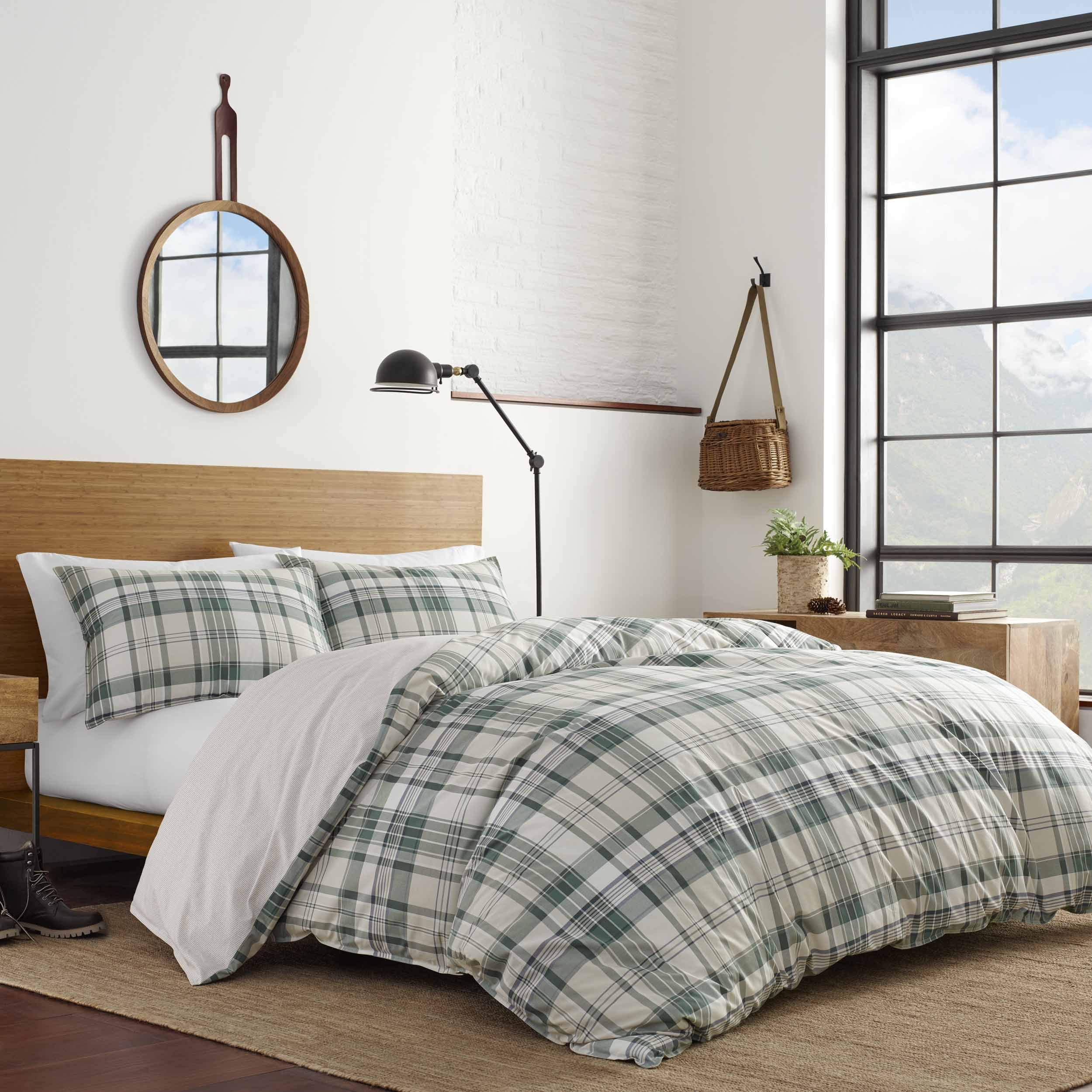 Eddie Bauer - King Duvet Cover Set, Cotton Reversible Bedding with Matching Shams, Plaid Home Decor for All Seasons (Timbers Evergreen, King)