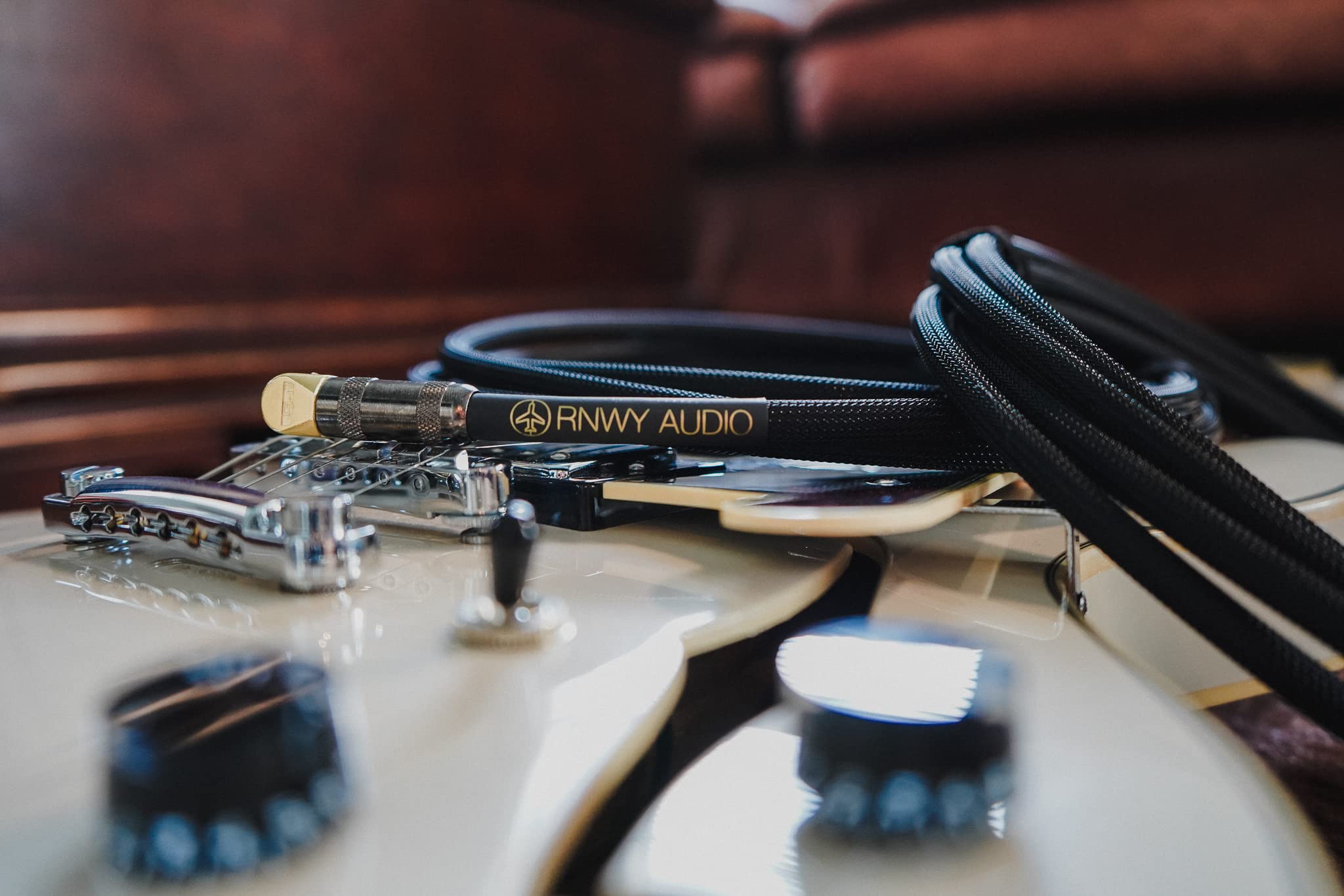 Runway Audio Instrument Cable - Lowest Capacitance Cable on The Market (10ft, Straight to Straight, Aqua-Blue)