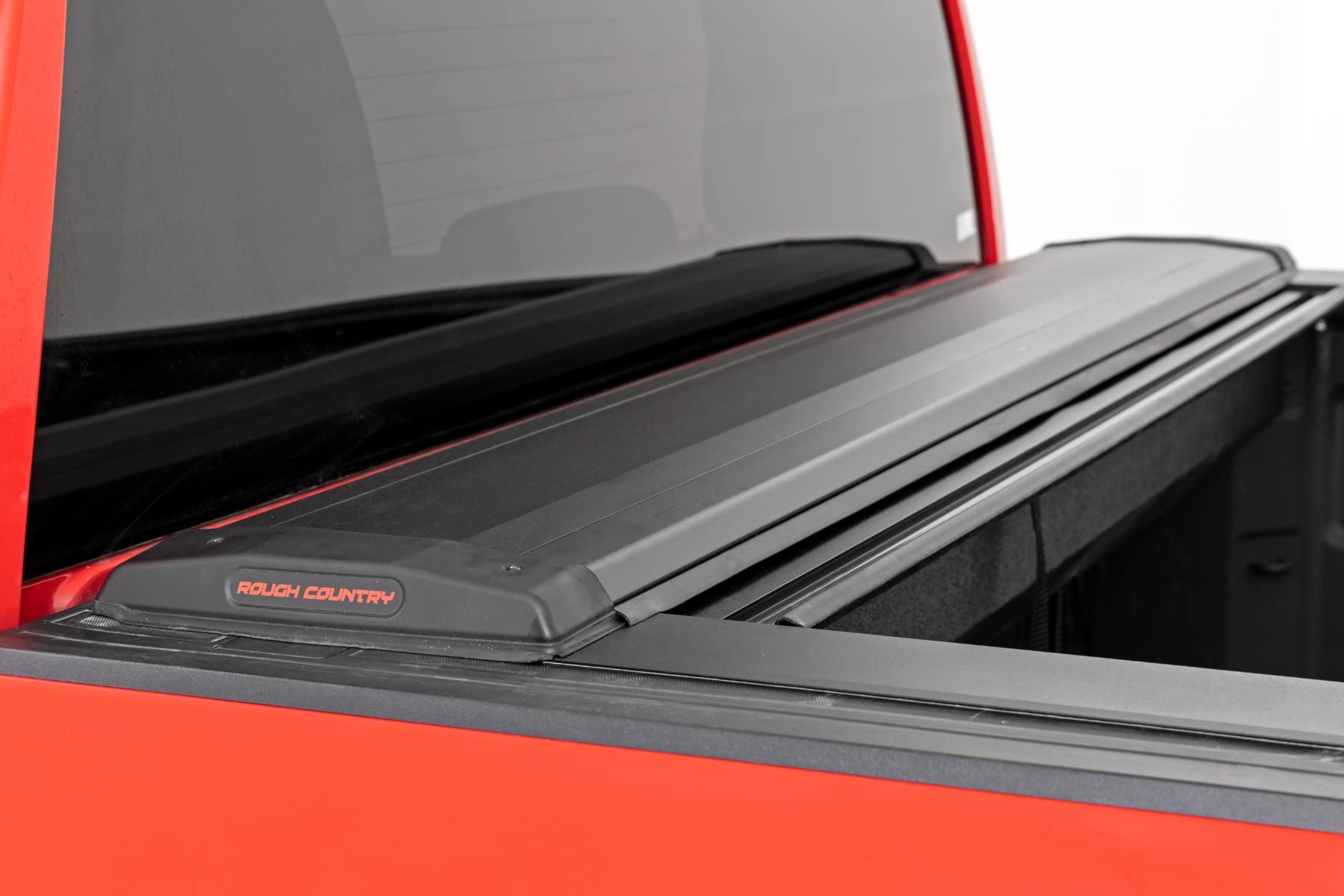 Rough Country Retractable Bed Cover for 19-23 Chevy/GMC 1500 | 5'8 Bed- 46120581