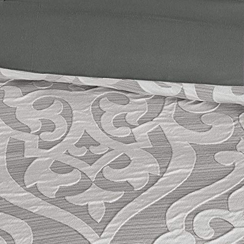 Madison Park Odette Cozy Comforter Set Jacquard Damask Medallion Design - Modern All Season, Down Alternative Bedding, Shams, Decorative Pillows, King(104 in x 92 in), Silver 8 Piece