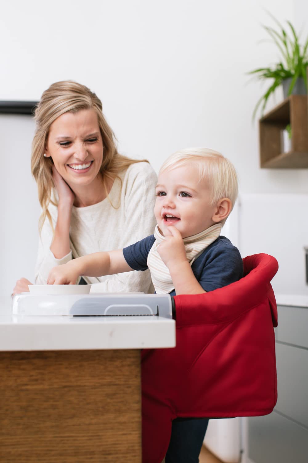 Inglesina - Fast Table Chair with Fast Tray: Hook On Portable High Chair for Babies and Toddlers, Damage Free Travel Booster Seat for Restaurant Use - Includes Snap On Tray, Red