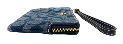 Coach Dempsey Corner Zip Wrtistlet in Signature Chambray (Gold/Denim Multi)