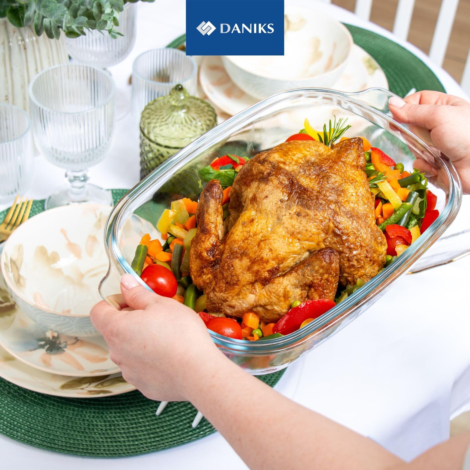 Daniks 2-in-1 Glass Baking Dish with Borosilicate Glass Lid | 2.6 Quart Glass Casserole for Cooking | Microwave, Oven and Dishwasher Safe Pan 8.3x10in Bakeware | Square