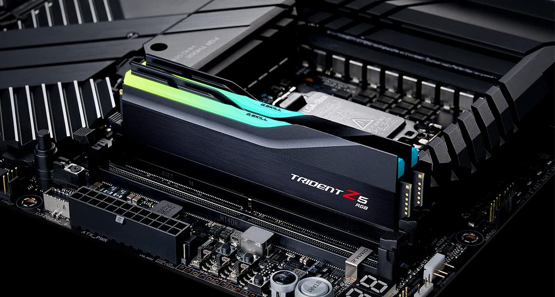 G.Skill Trident Z5 RGB Series (Intel XMP) 32GB (2 x 16GB) 288-Pin SDRAM U-DIMM DDR5 6000 CL32-38-38-96 1.35V Dual Channel Desktop Memory F5-6000J3238F16GA2-TZ5RK (Matte Black)
