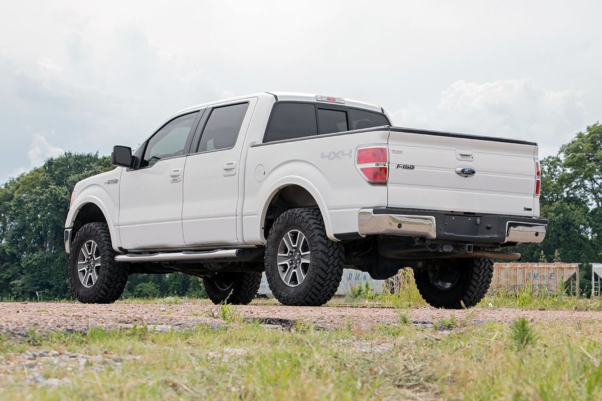 Rough Country 3" Suspension Lift Kit w/N3 Struts for 2009-2013 F-150 4WD - 54431