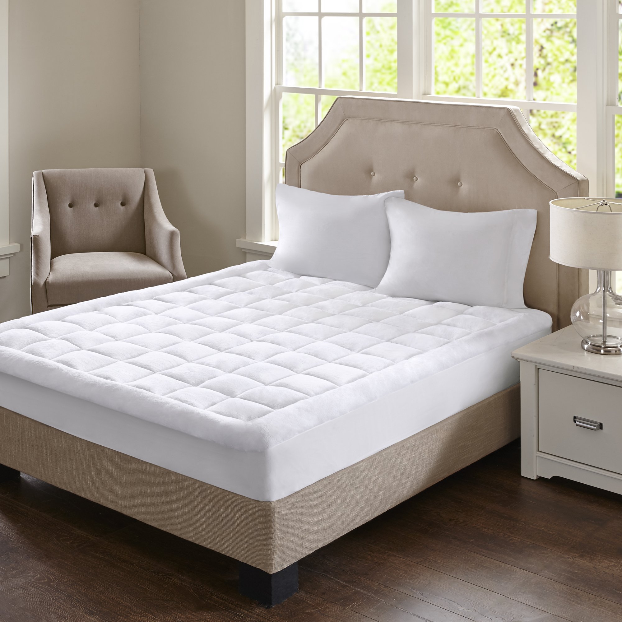 Madison Park Waterproof Mattress Protector, Cloud Soft Plush Mattress Cover, Overfilled Mattress Pad, Fitted Pocket Fits Up to 18 Inch, Machine Washable Bed Cover, White Full