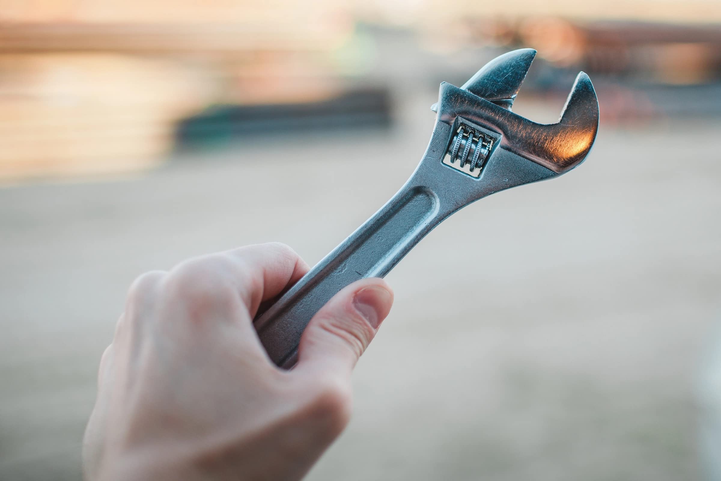 Edward Tools Adjustable Wrench - Heavy Duty Drop Forged Steel - Precision Milled Jaws for Maximum Gripping Power - Rust Resistant Finish - Tempered and Heat Treated Steel - Secure Adjustable Jaw (8")