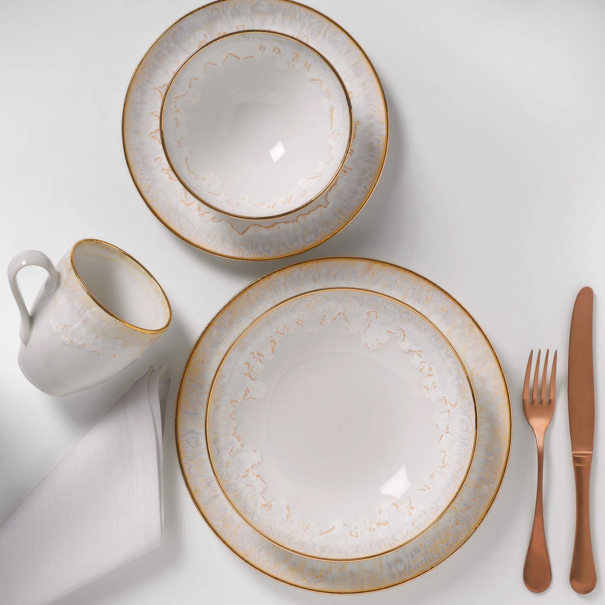 Casafina Ceramic Stoneware 22 oz. Soup & Cereal Bowl - Taormina Collection, White & Gold | Hand-Painted 18-Karat Gold Rim Dinnerware | Food Safe Glazing | Restaurant Quality Tableware