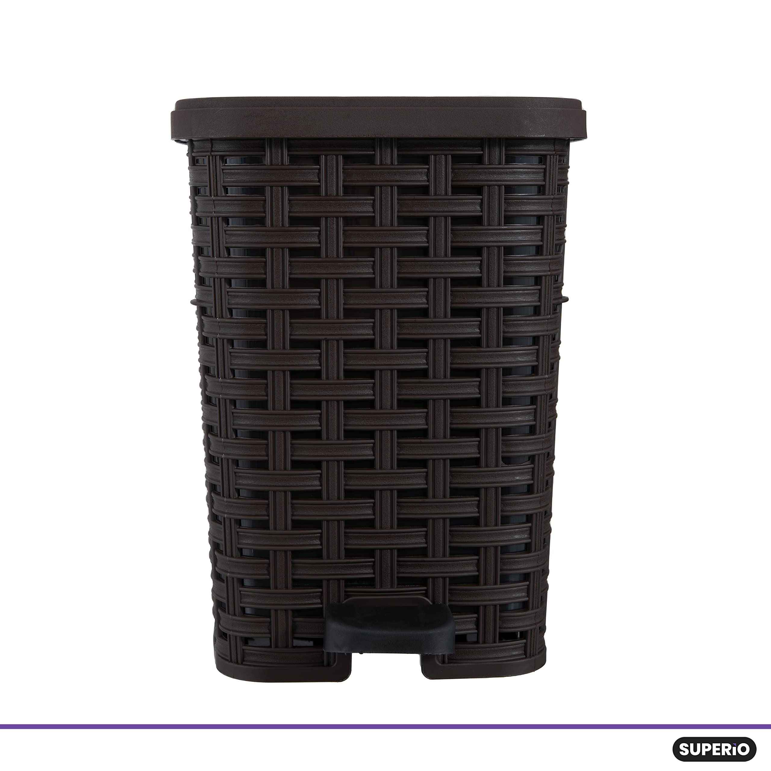 Superio Small Wicker Step On Trash Can with Foot Pedal – Outdoor and Indoor Brown 6 qt Trash Can, Waste Basket for Bathroom, Kitchen, Office, Patio, or Backyard