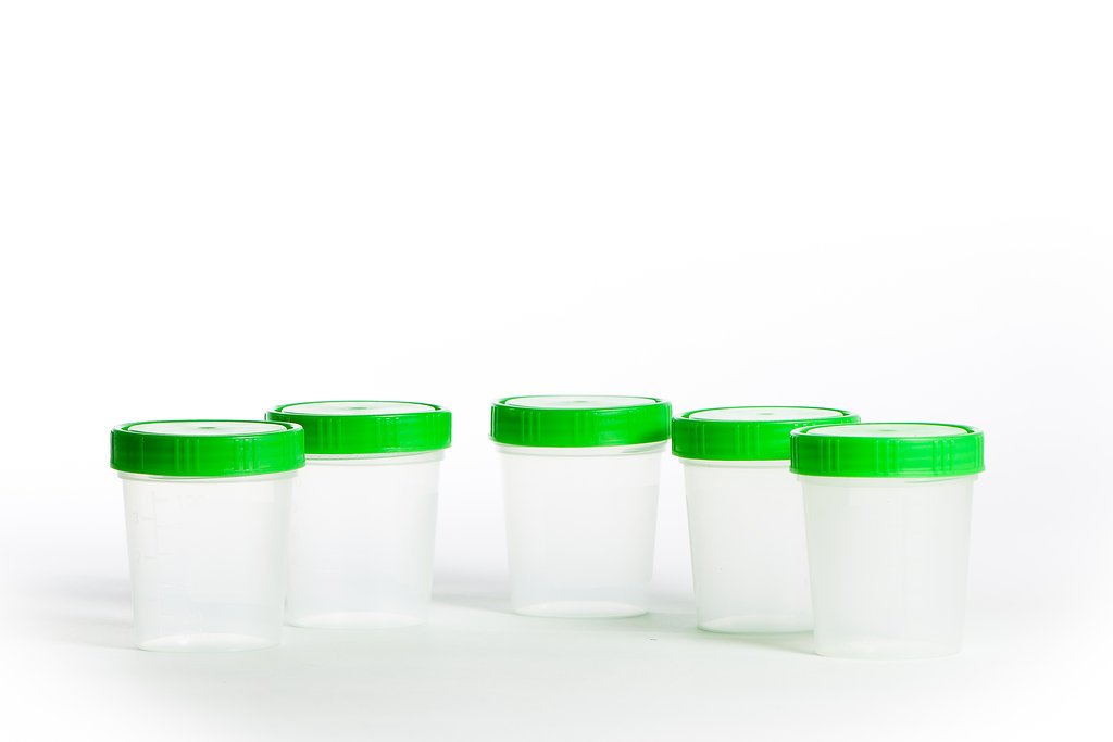 Transparent Plastic Beakers with Green cap/screw lids (Pack of 5)