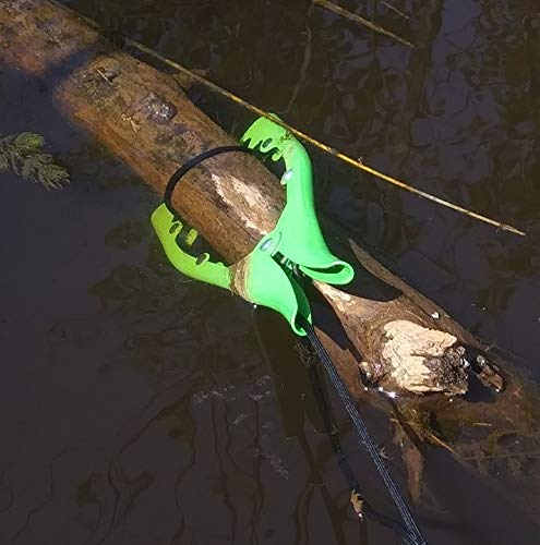 Brush Gripper Securely Anchor Your Kayak, Canoe or Boat in Seconds. The Harder You Pull The Tighter It Grips! - Made in USA