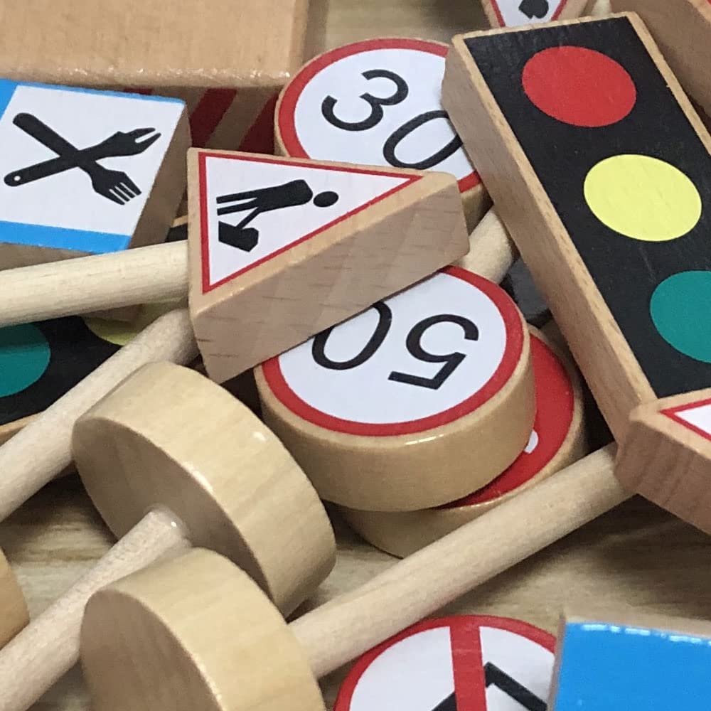 Kaptin 15 Pcs Wooden Street Signs Playset, Traffic Signs Lights Playset for Children Play